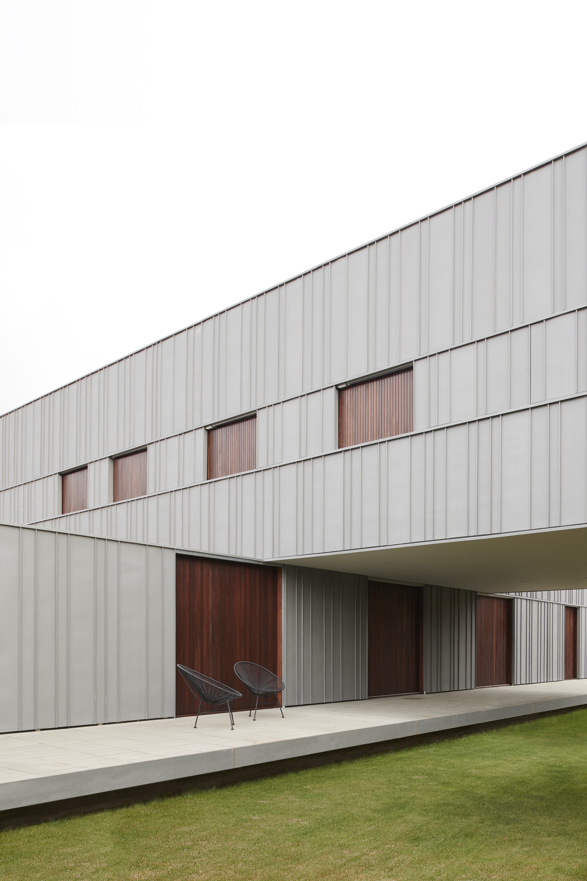 Gallery of Jih House Refurbishment / Vaillo + Irigaray Architects ...