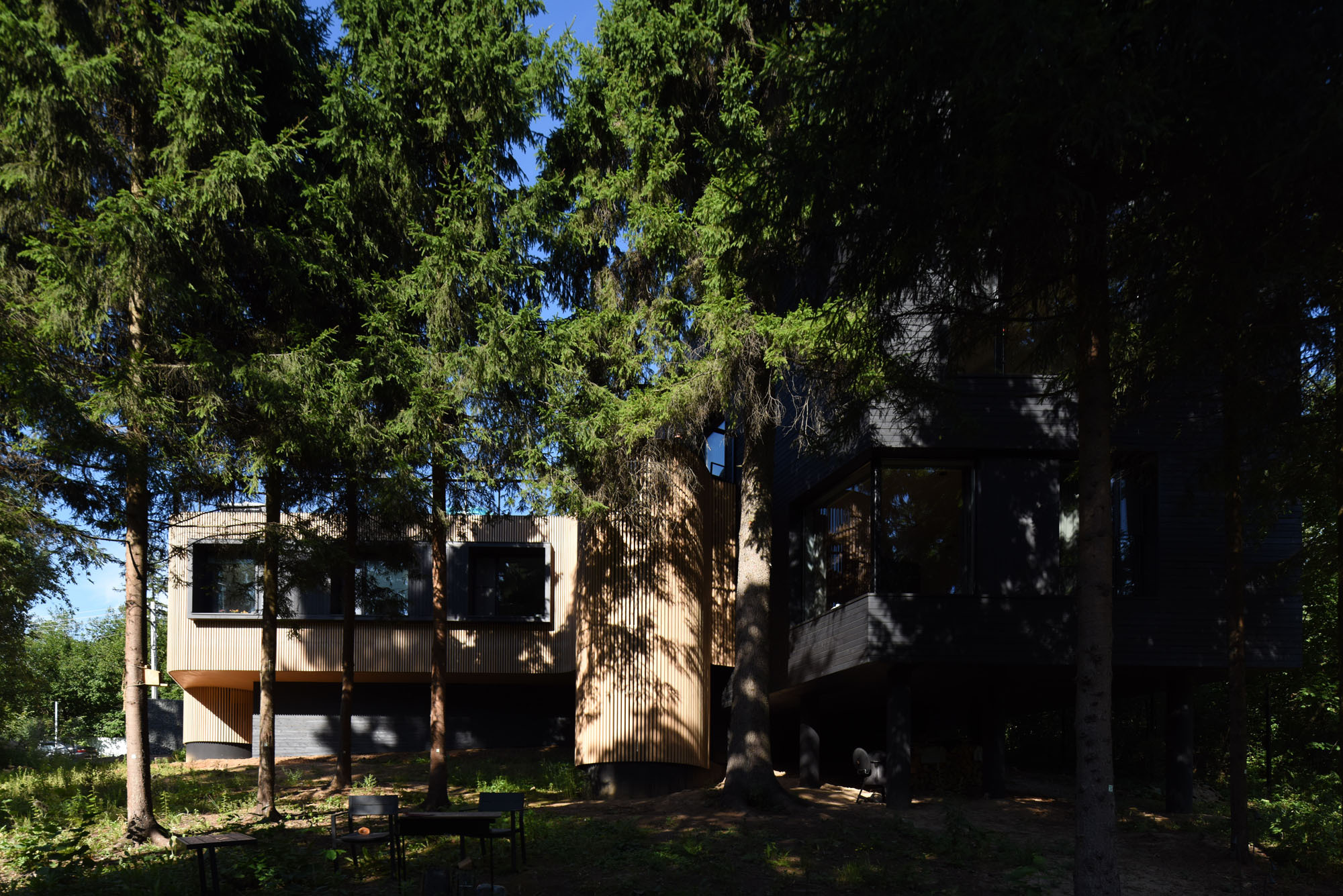 Gallery of Kino House / Le Atelier - 7