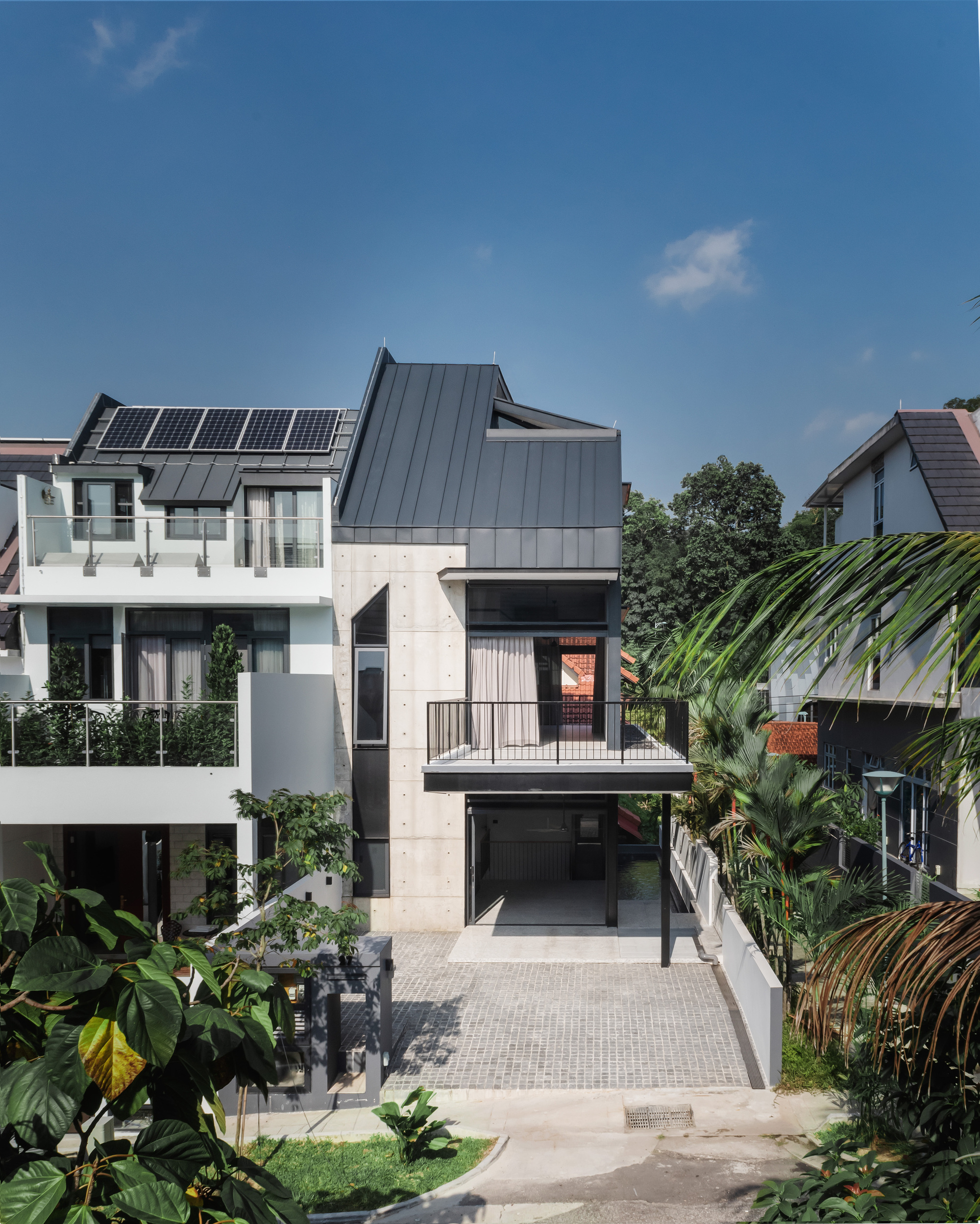 Gallery of Nomad House / A D LAB - 12