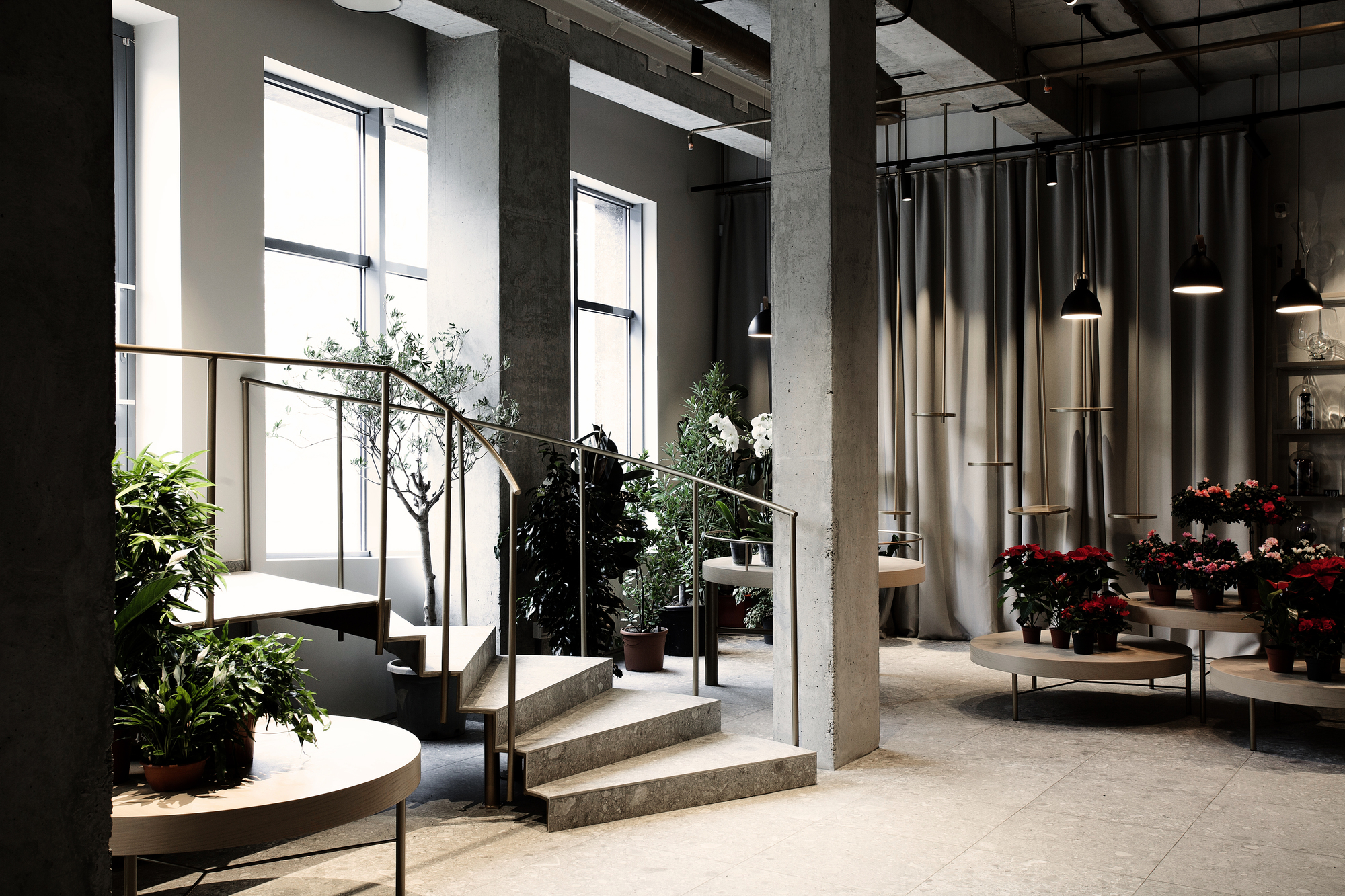 Gallery of Five Flowers / Nottdesign - 8