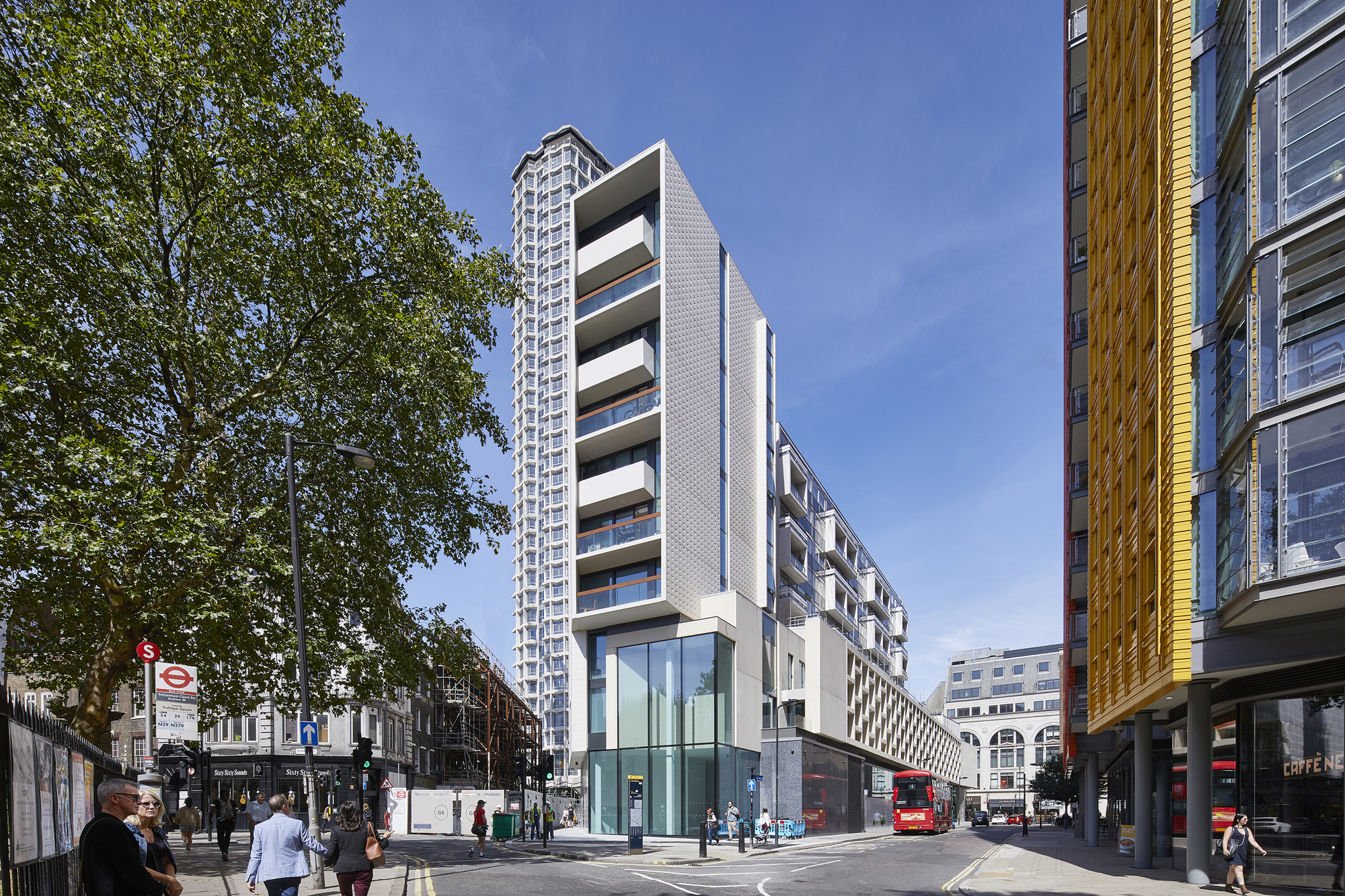 Gallery of White Lion House / MICA - 1