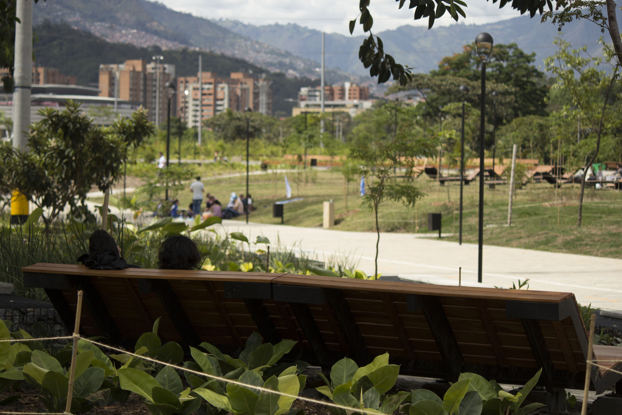 Galería de Parques del Río en Medellín, único proyecto colombiano ...