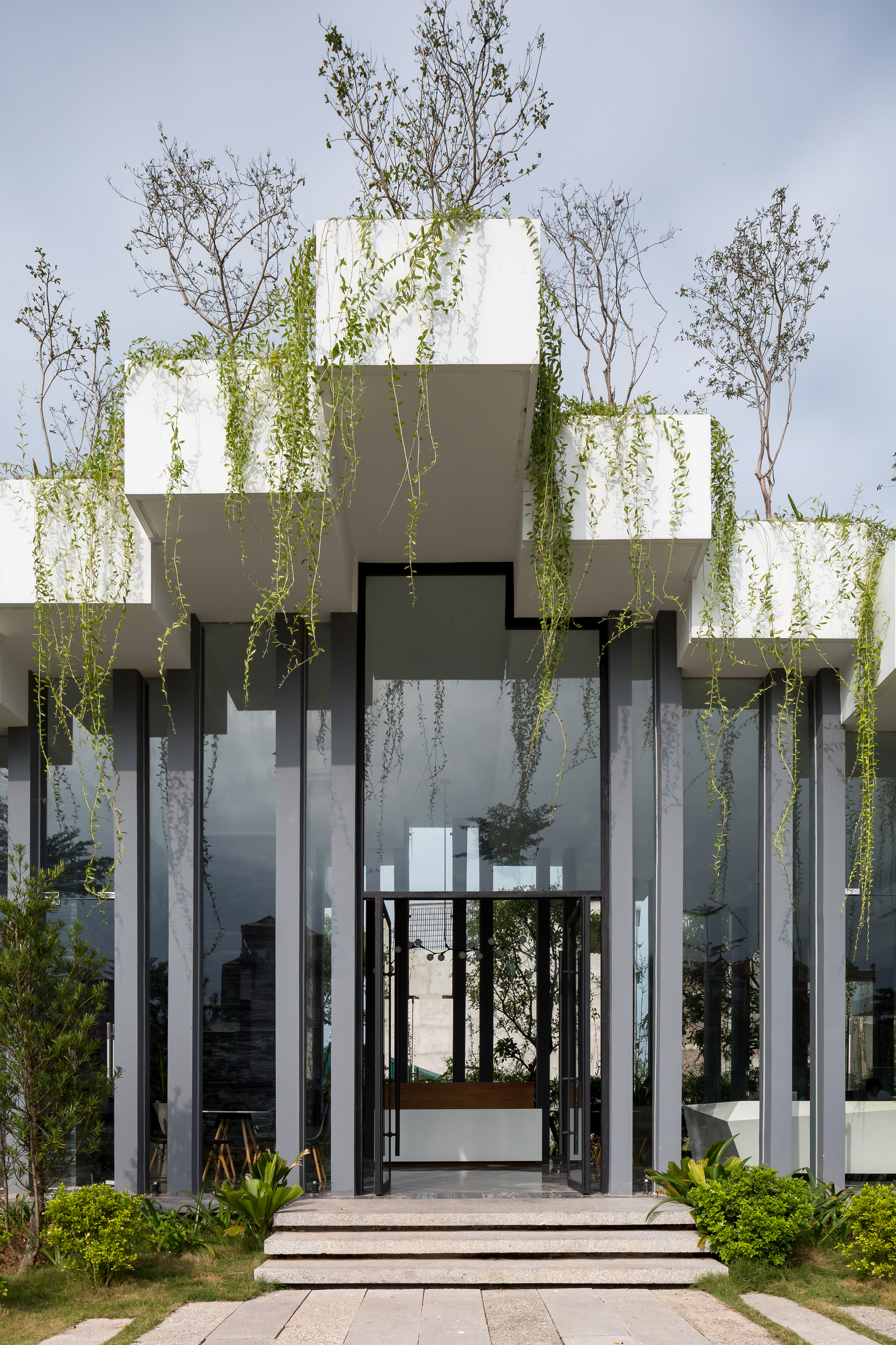 Gallery of Fly Box / ARO studio - 9