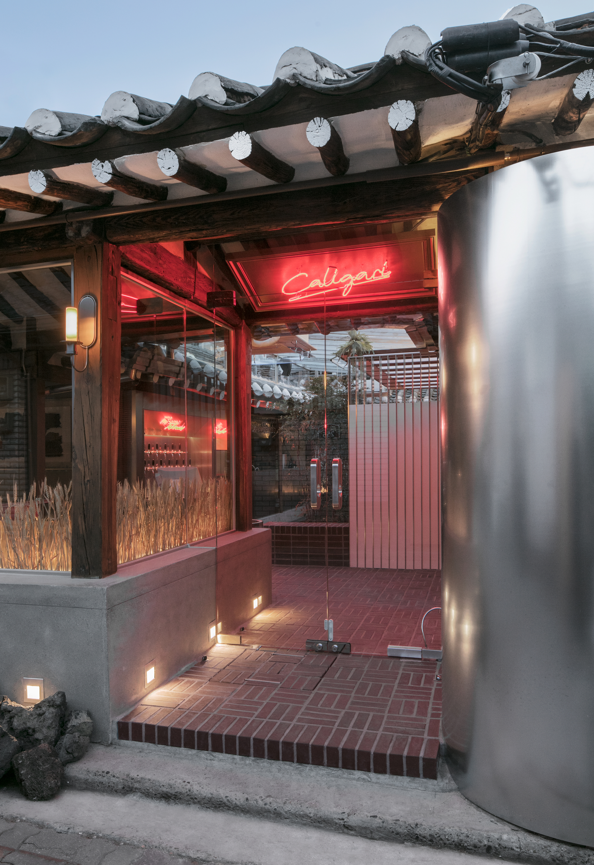 Gallery of Caligari Brewing / LABOTORY - 27