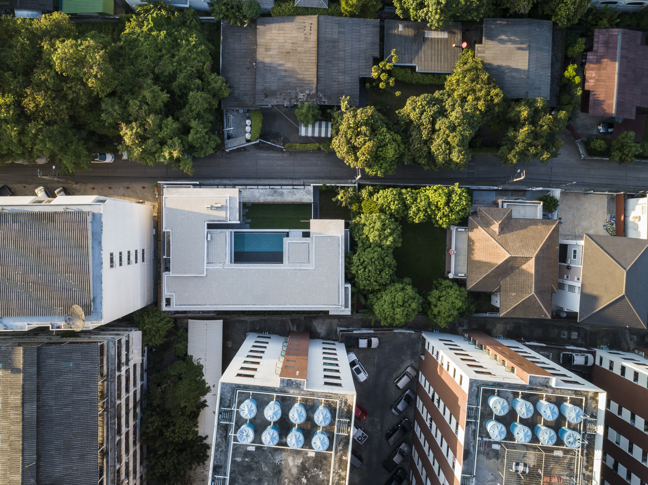 Gallery of Sukhumvit 91 House / Archimontage Design Fields ...