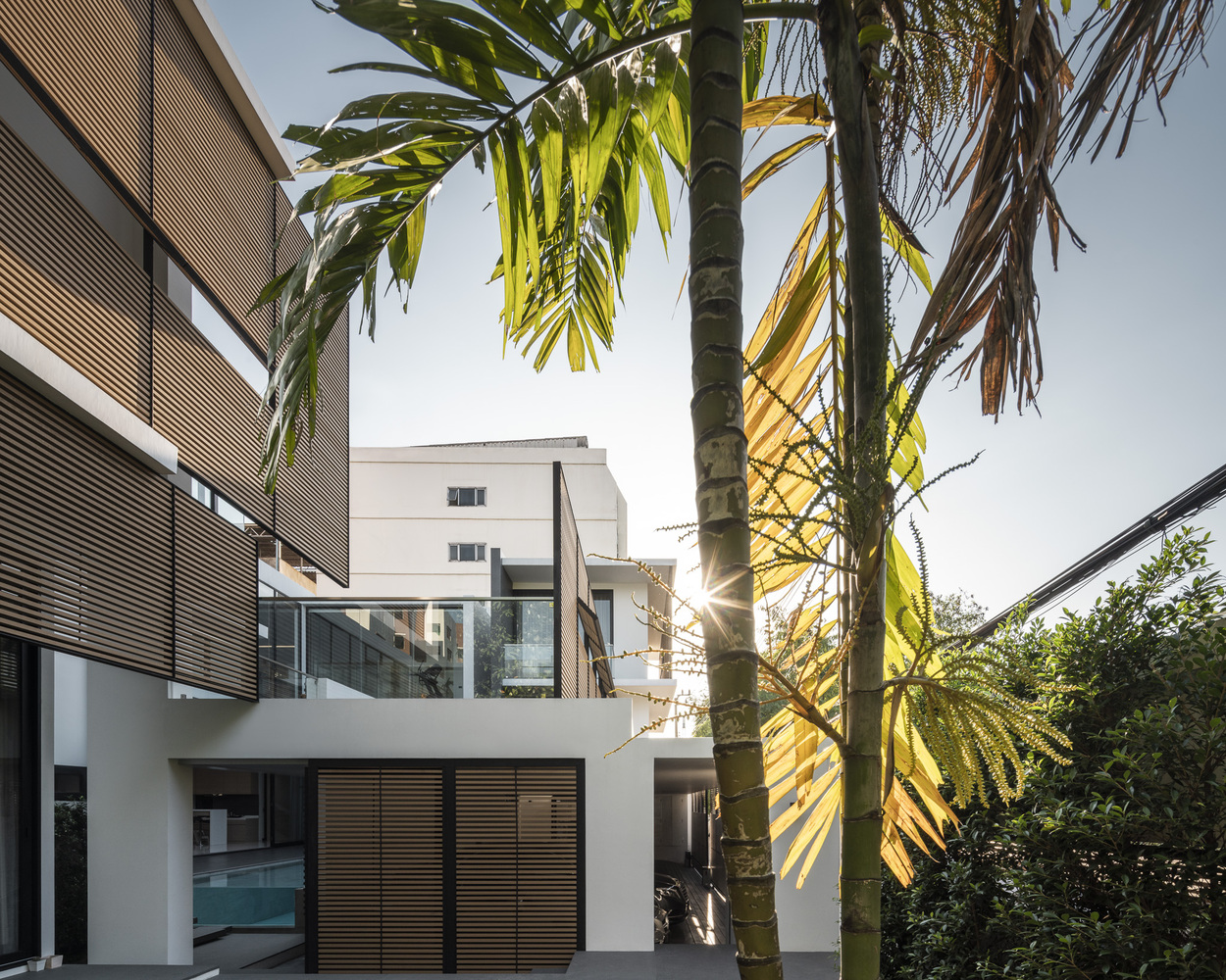 Gallery of Sukhumvit 91 House / Archimontage Design Fields ...