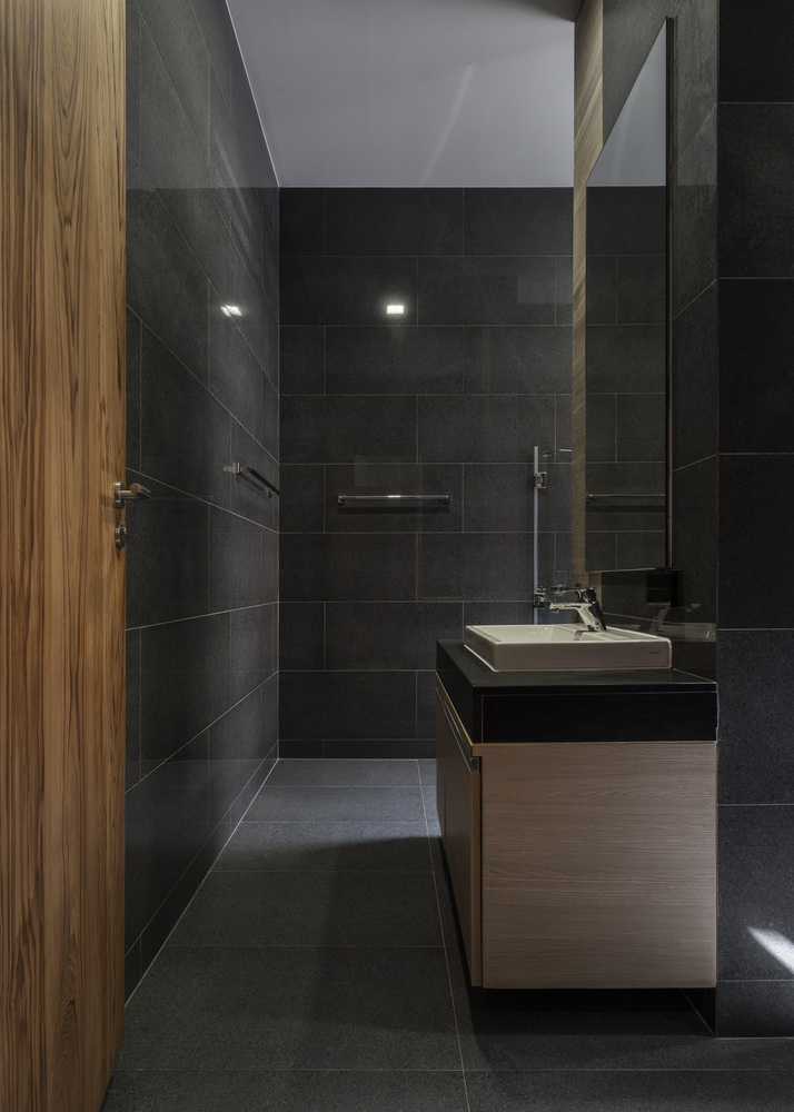 Gallery of Sukhumvit 91 House / Archimontage Design Fields ...