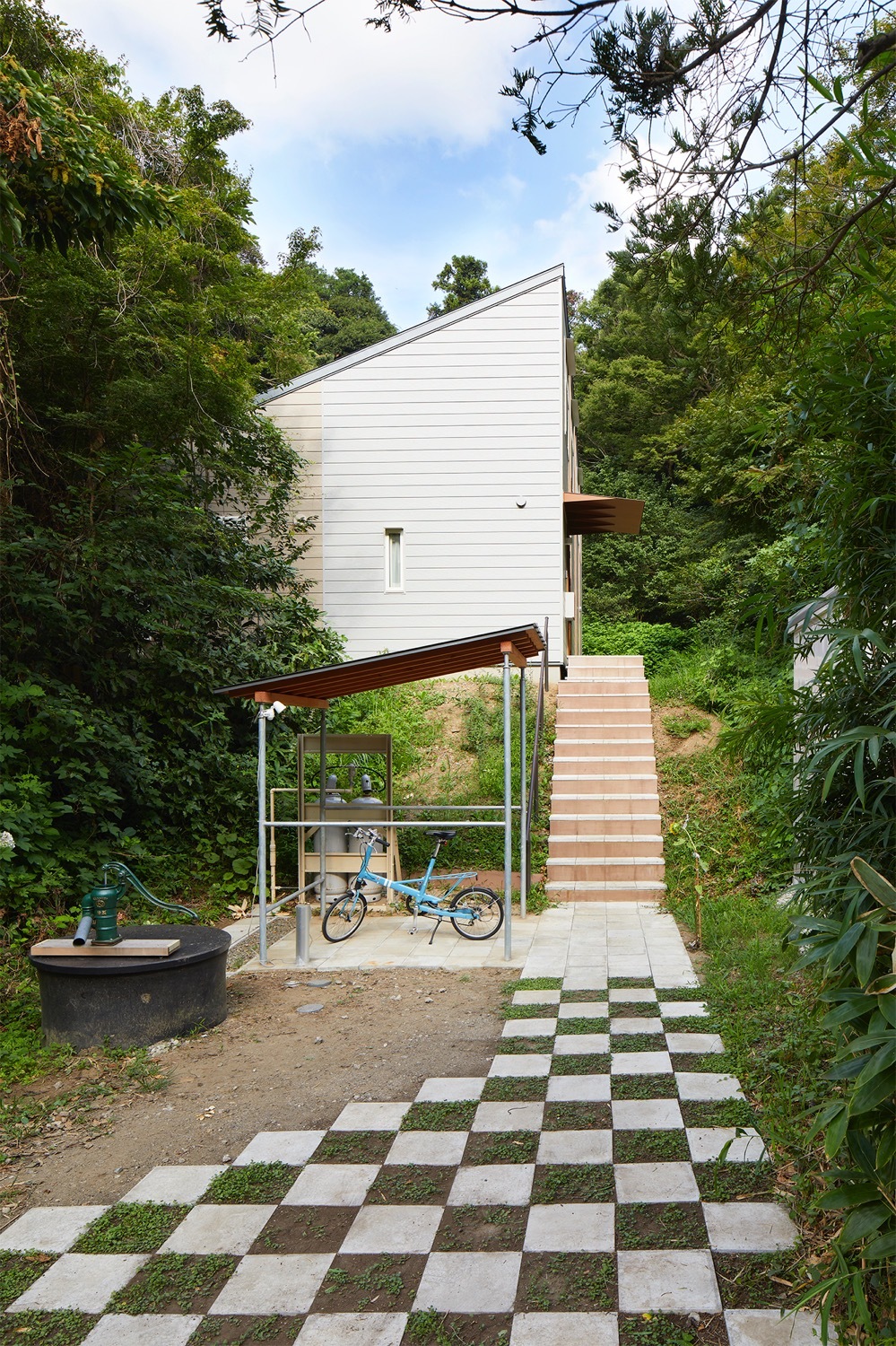 Gallery of Continuing House / Naf Architect & Design - 8