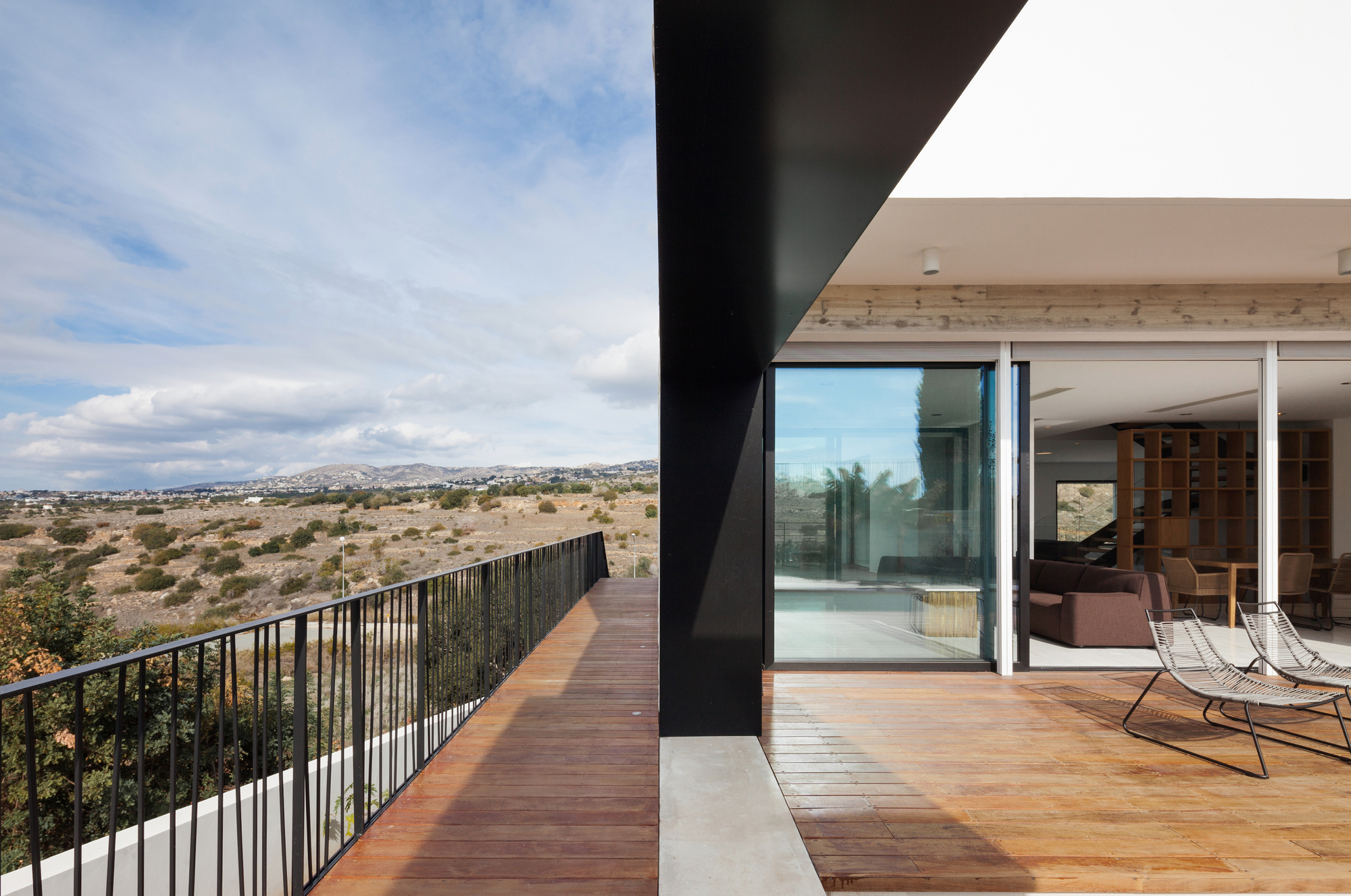 Gallery of CK House / Christiana Karagiorgi Architects - 17