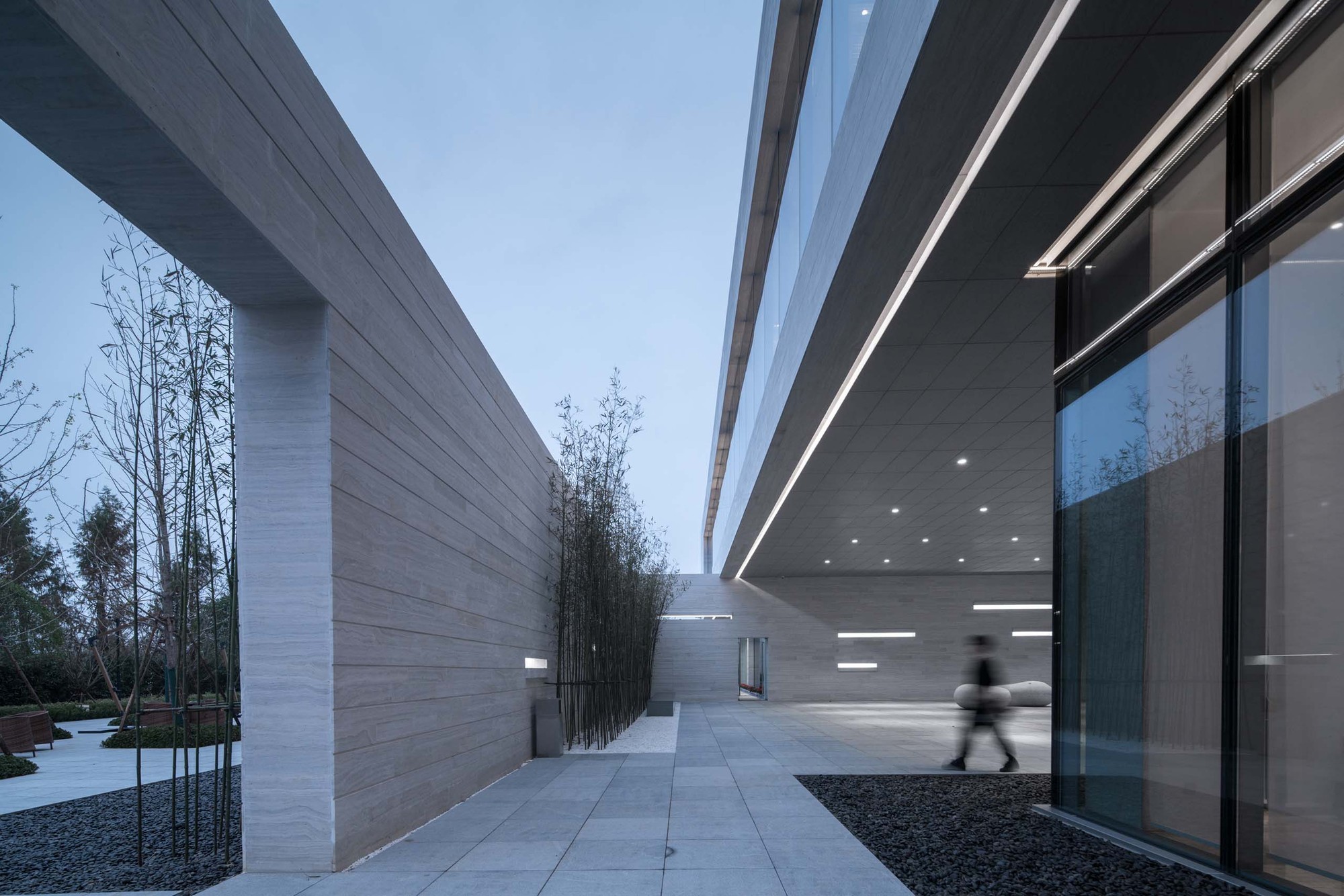Gallery of Waterfront Art Gallery / Lacime Architects - 22