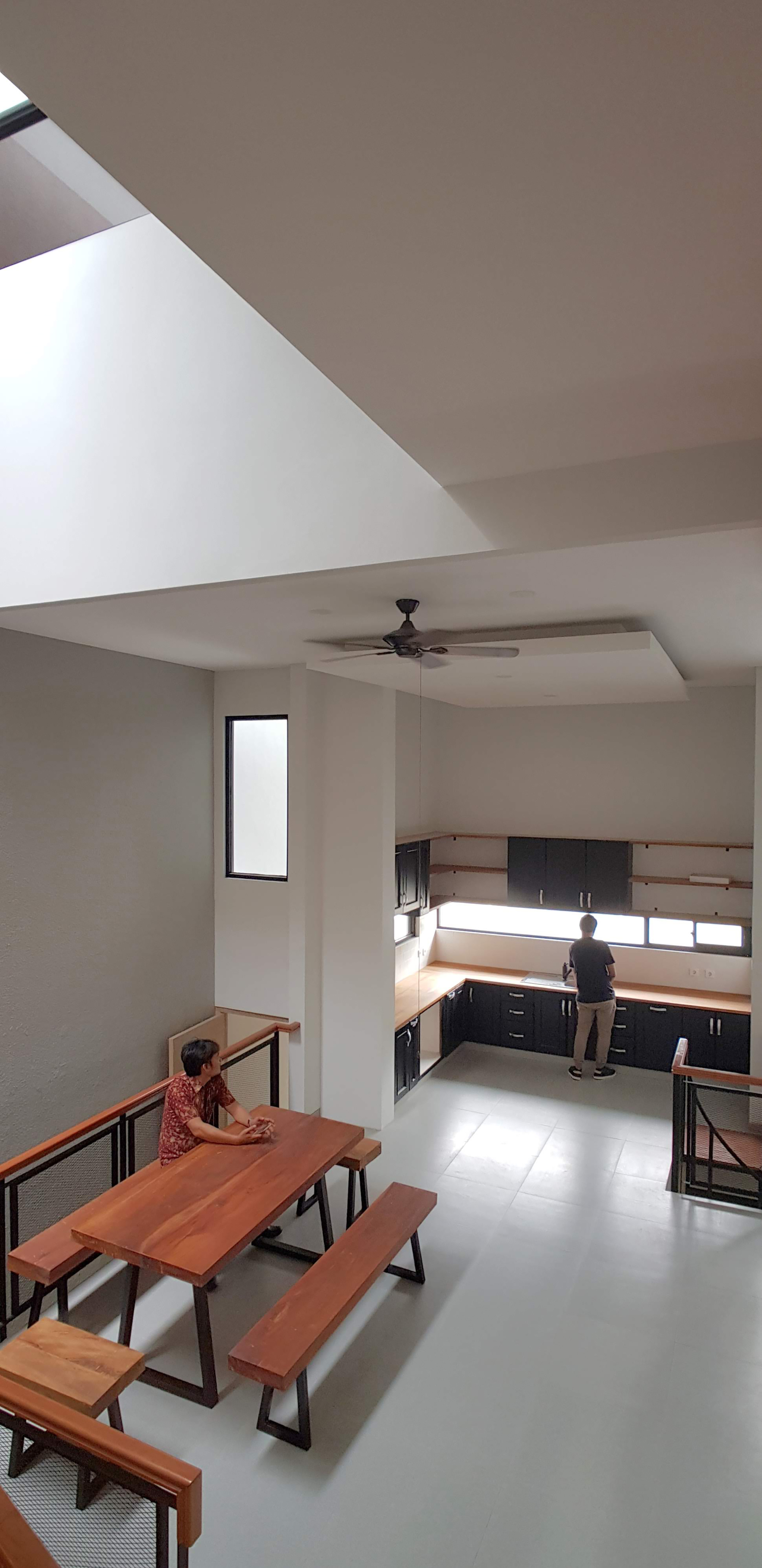 Gallery of Multilevel House / Studio SA_e - 4