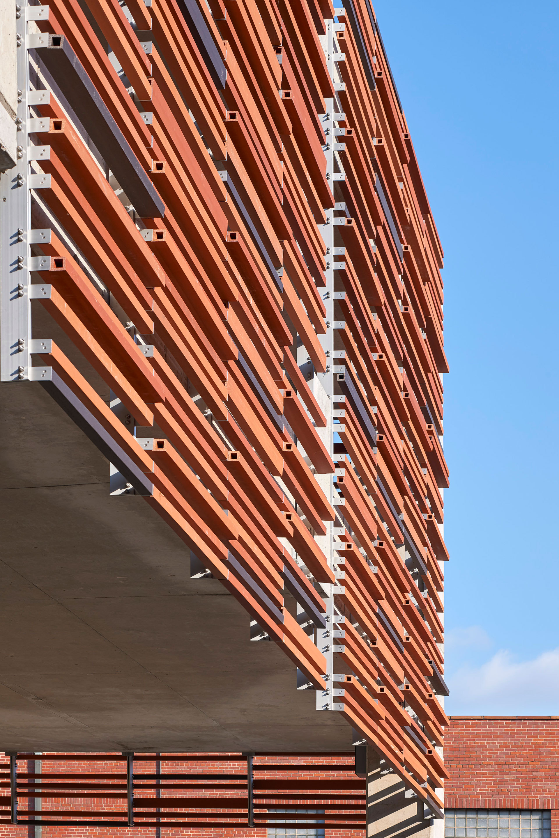 Gallery of Dubuque Intermodal Transportation Center / Neumann Monson ...