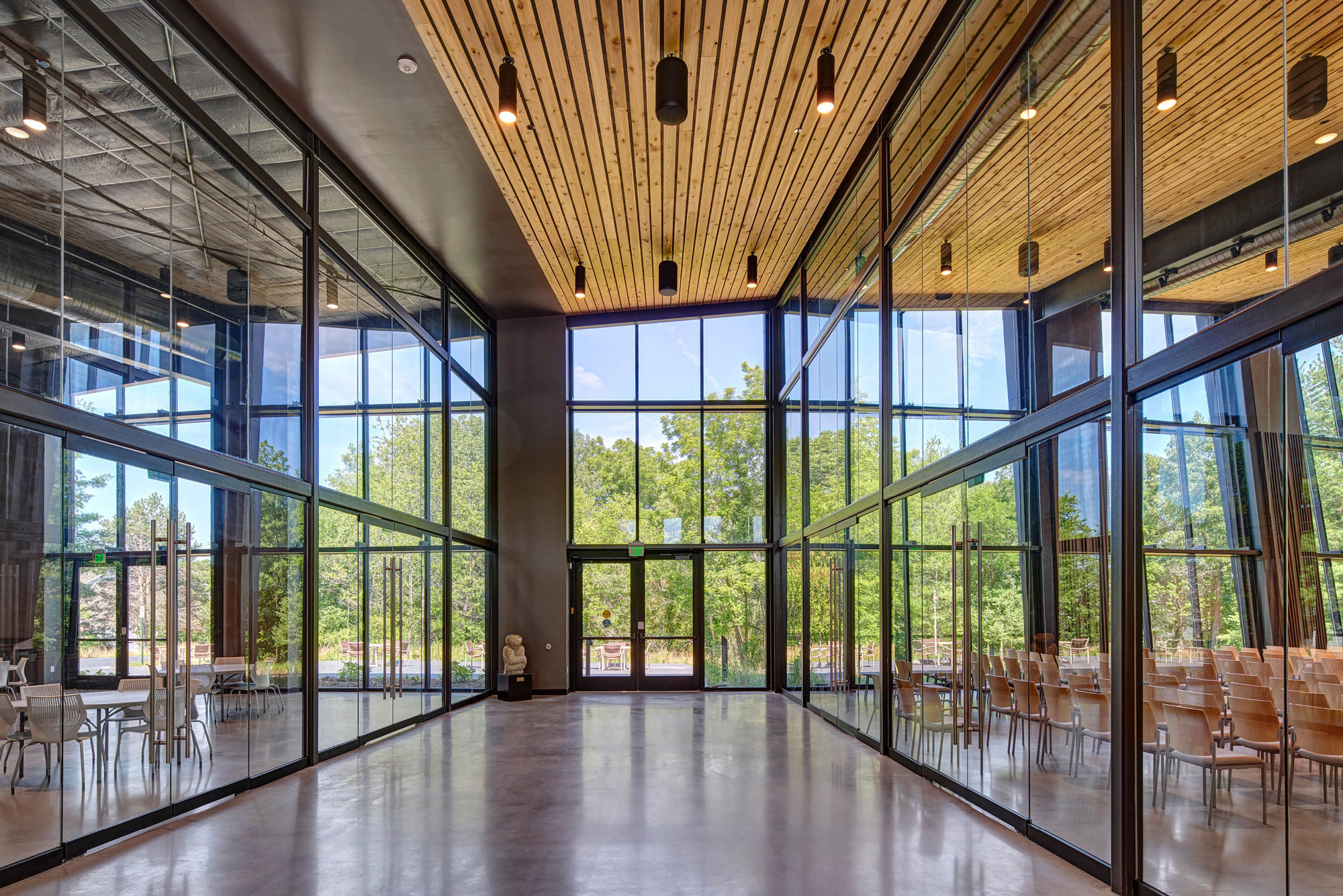Gallery of Unitarian Universalist Society / Neumann Monson Architects - 3
