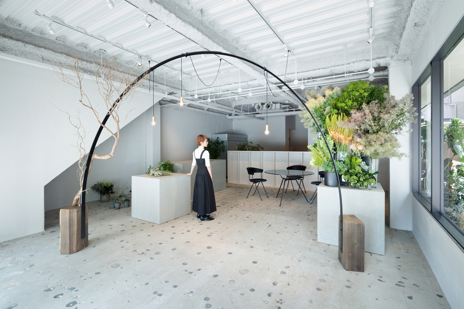 Gallery of Retail Stores Under 100 Square Meters: Examples in Plan and ...