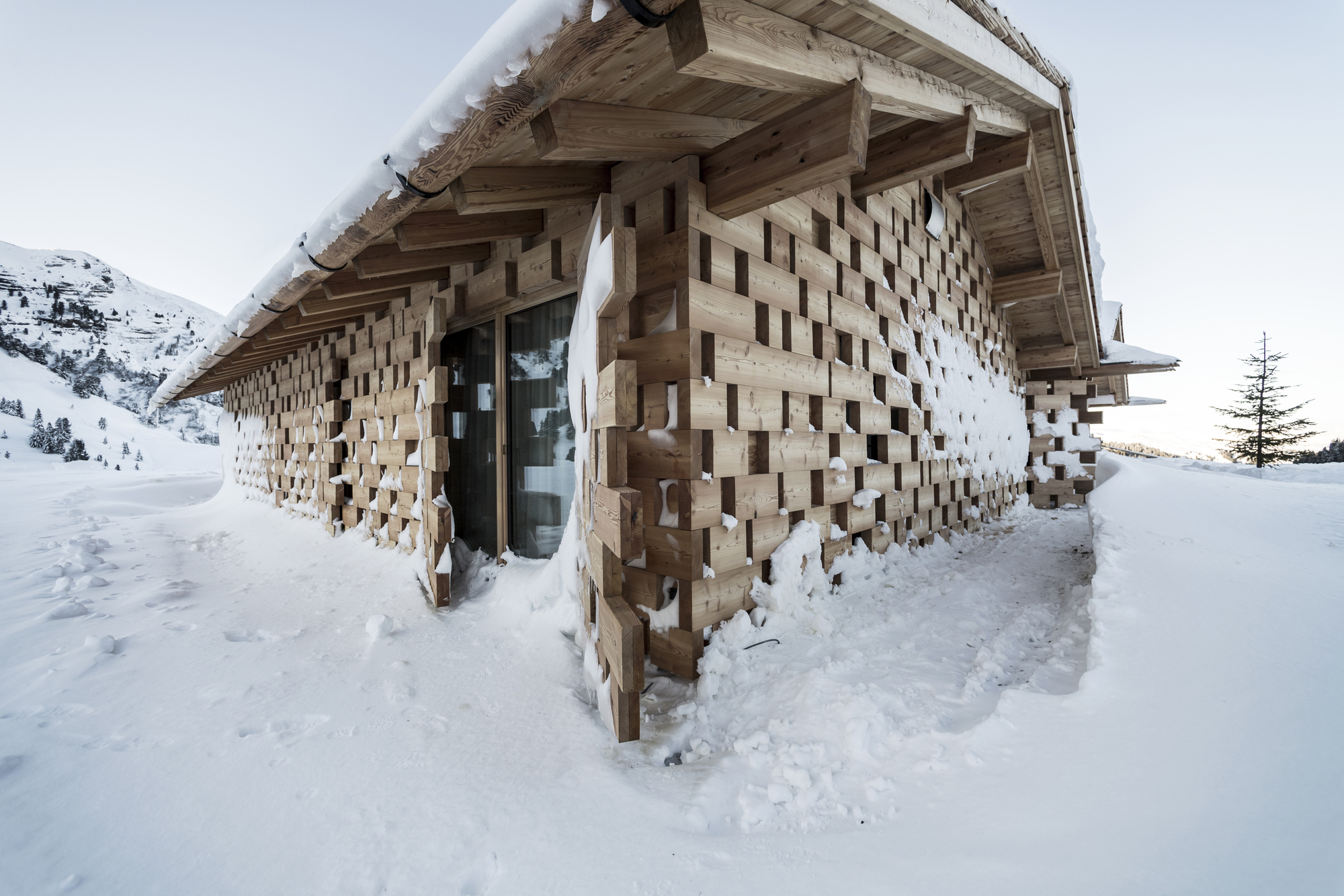 Gallery of A Hotel at High Altitude / noa* network of architecture - 19