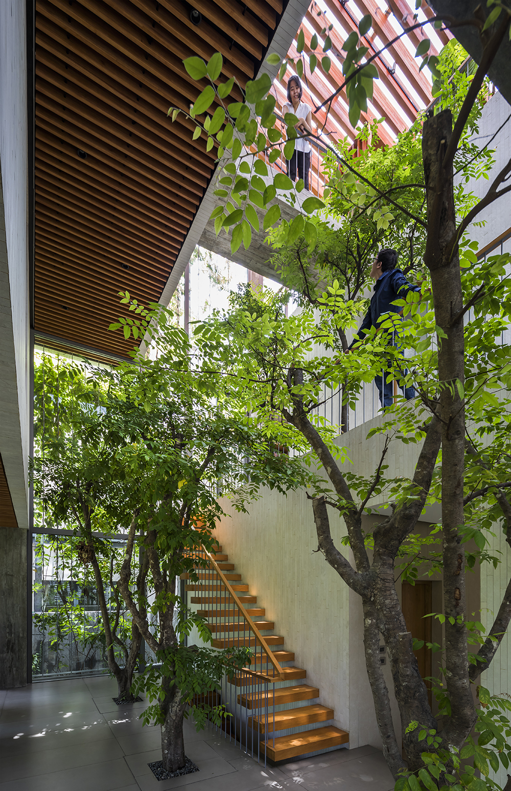 Gallery of Stepping Park House / VTN Architects - 13