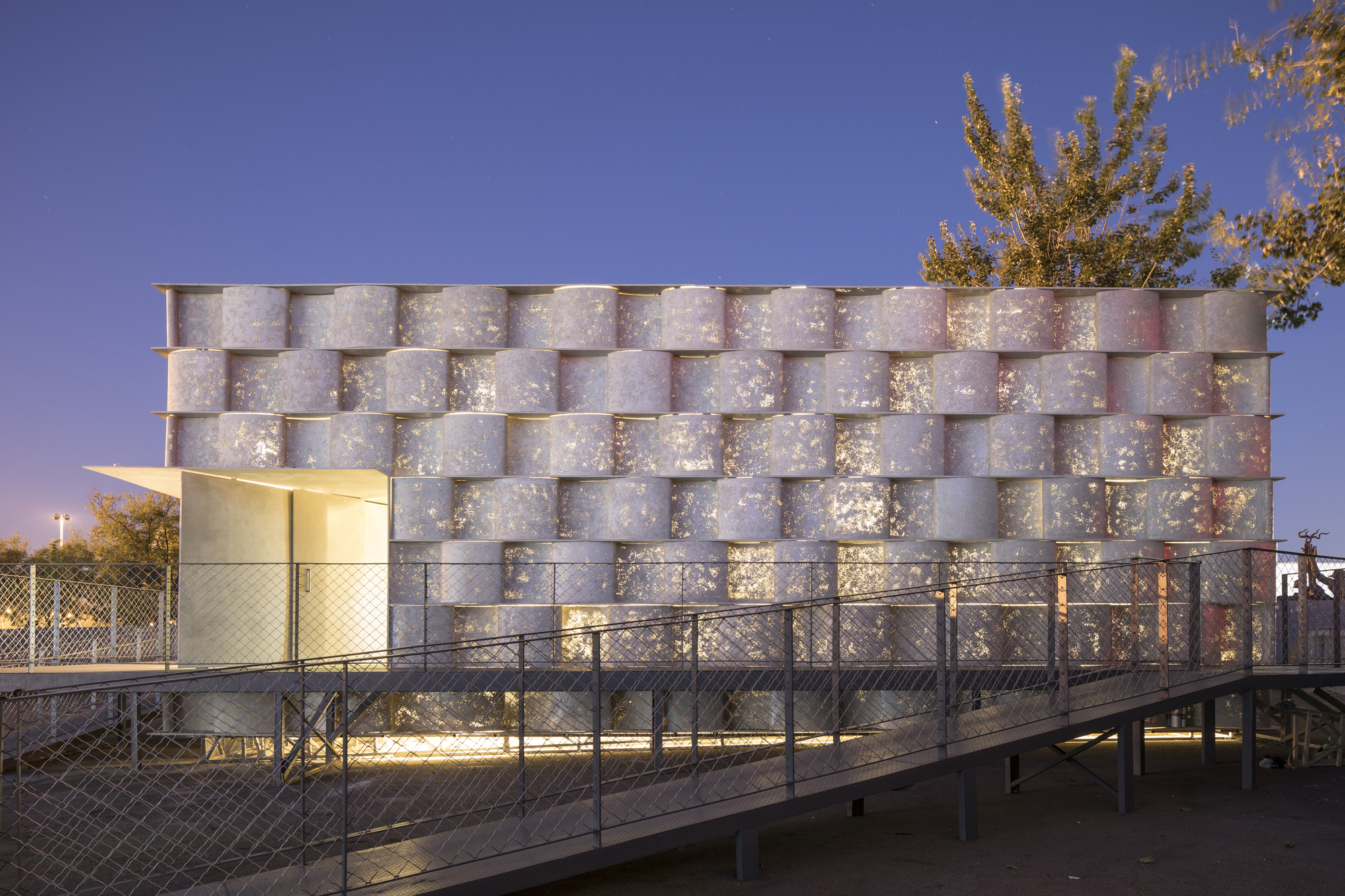 Gallery of "I Failed to be an Artist but I Became an Artistic Architect ...