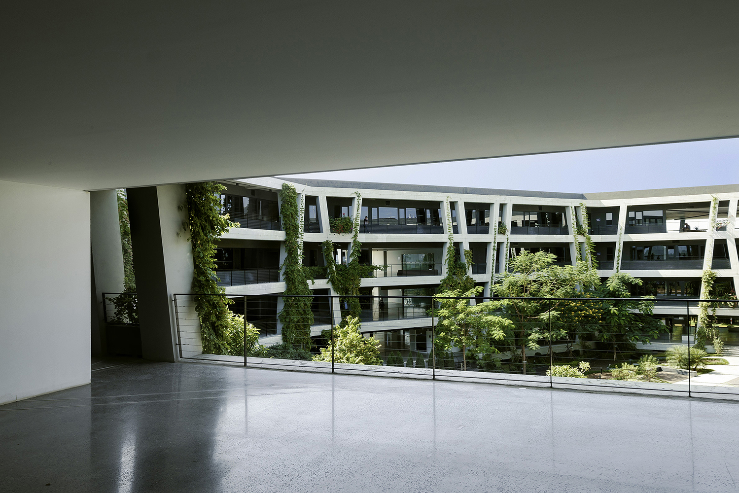 Gallery of Concrete Lace / G8A Architecture & Urban Planning - 10
