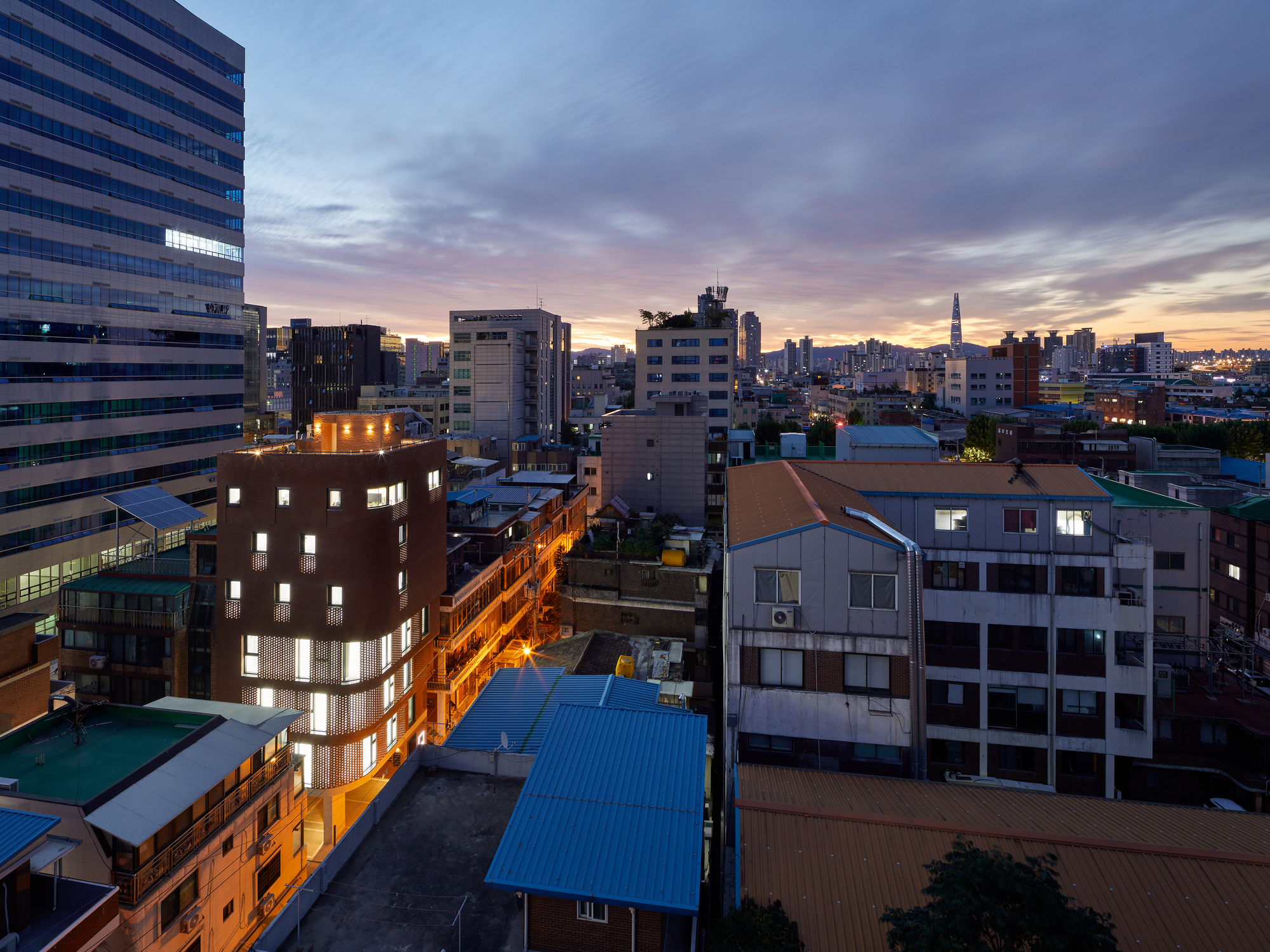 Gallery of 3/1 Building / Sosu Architects - 11