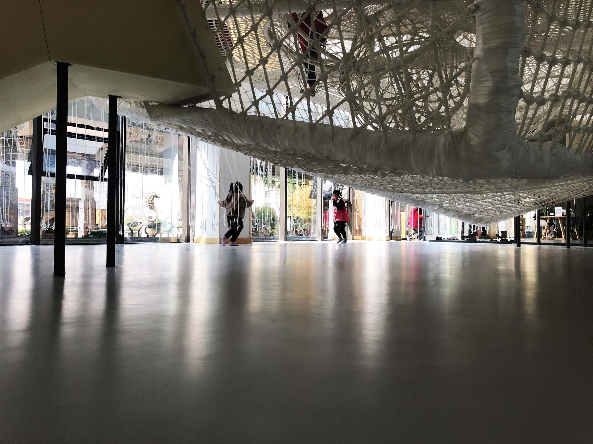 Gallery of A Walking Box / unarchitecte - 15