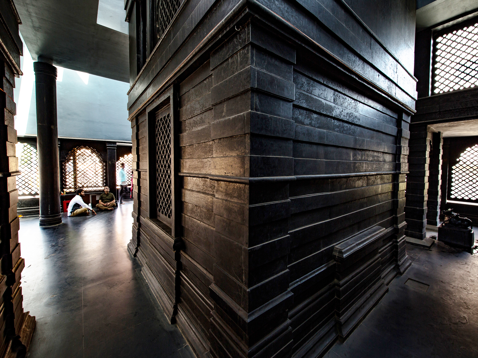 Gallery of MARUTI MANDIR – Home for GOD on Earth / Within N Without - 9