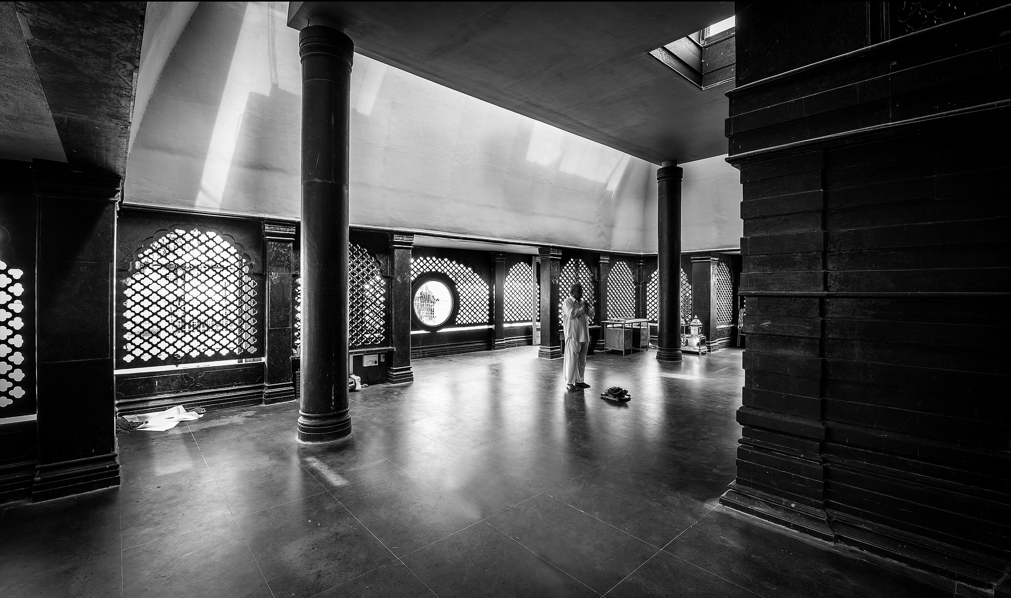 Gallery of MARUTI MANDIR – Home for GOD on Earth / Within N Without - 7