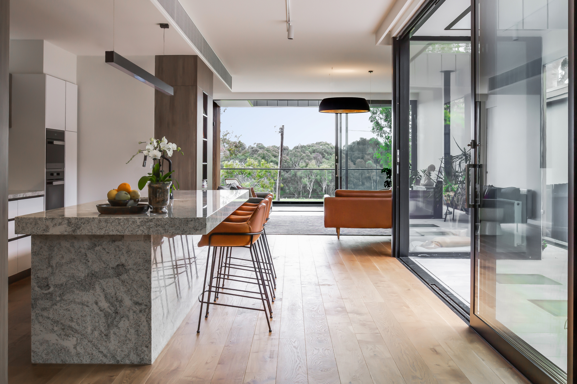 Gallery of Kew East House / Jost Architects - 3
