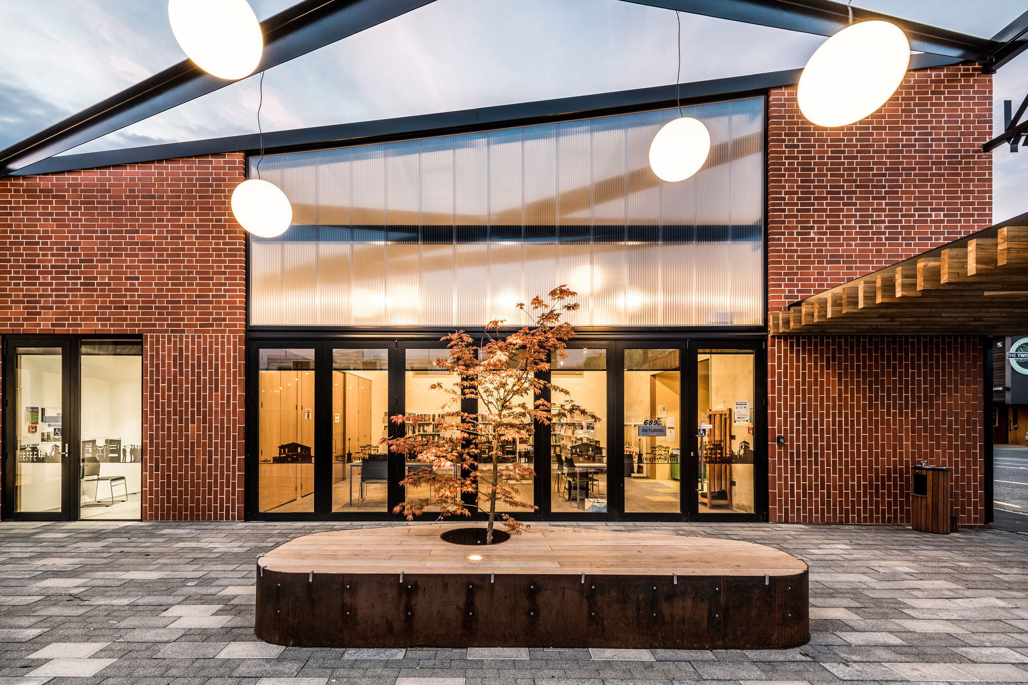 Gallery of Woolston Community Library / Ignite Architects - 4