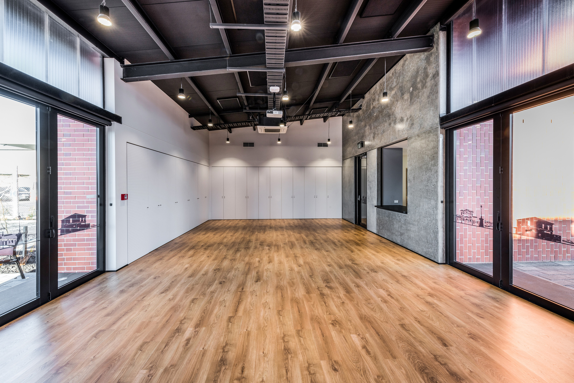 Gallery of Woolston Community Library / Ignite Architects - 6