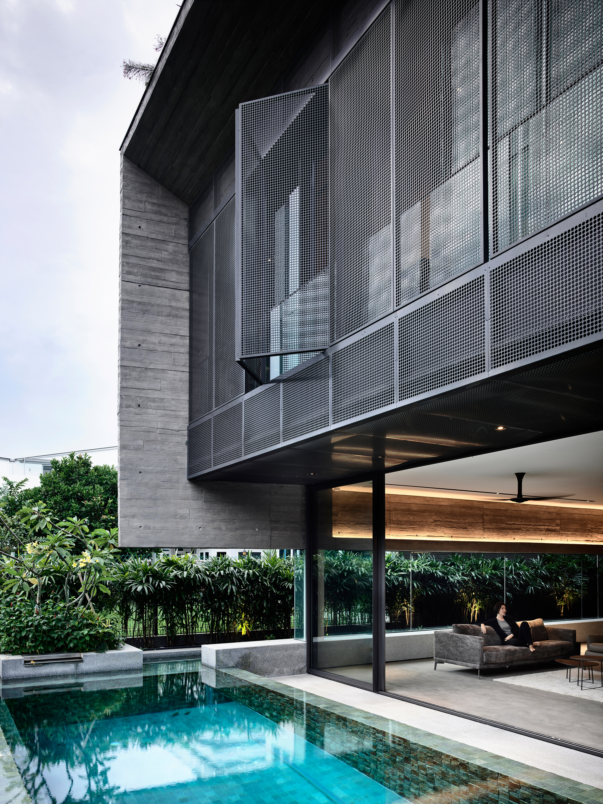 Gallery of 37FC-House / ONG&ONG Pte Ltd - 21