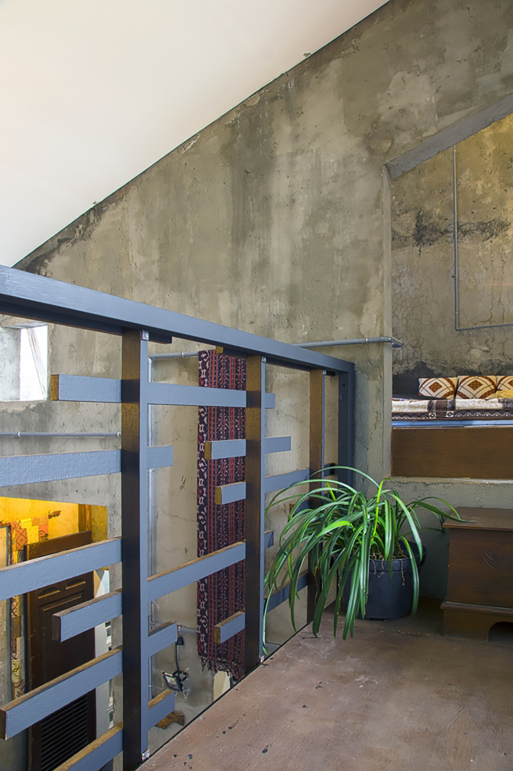 Gallery of The Obsolete House - Omah Amoh / Gayuh Budi Utomo - 28