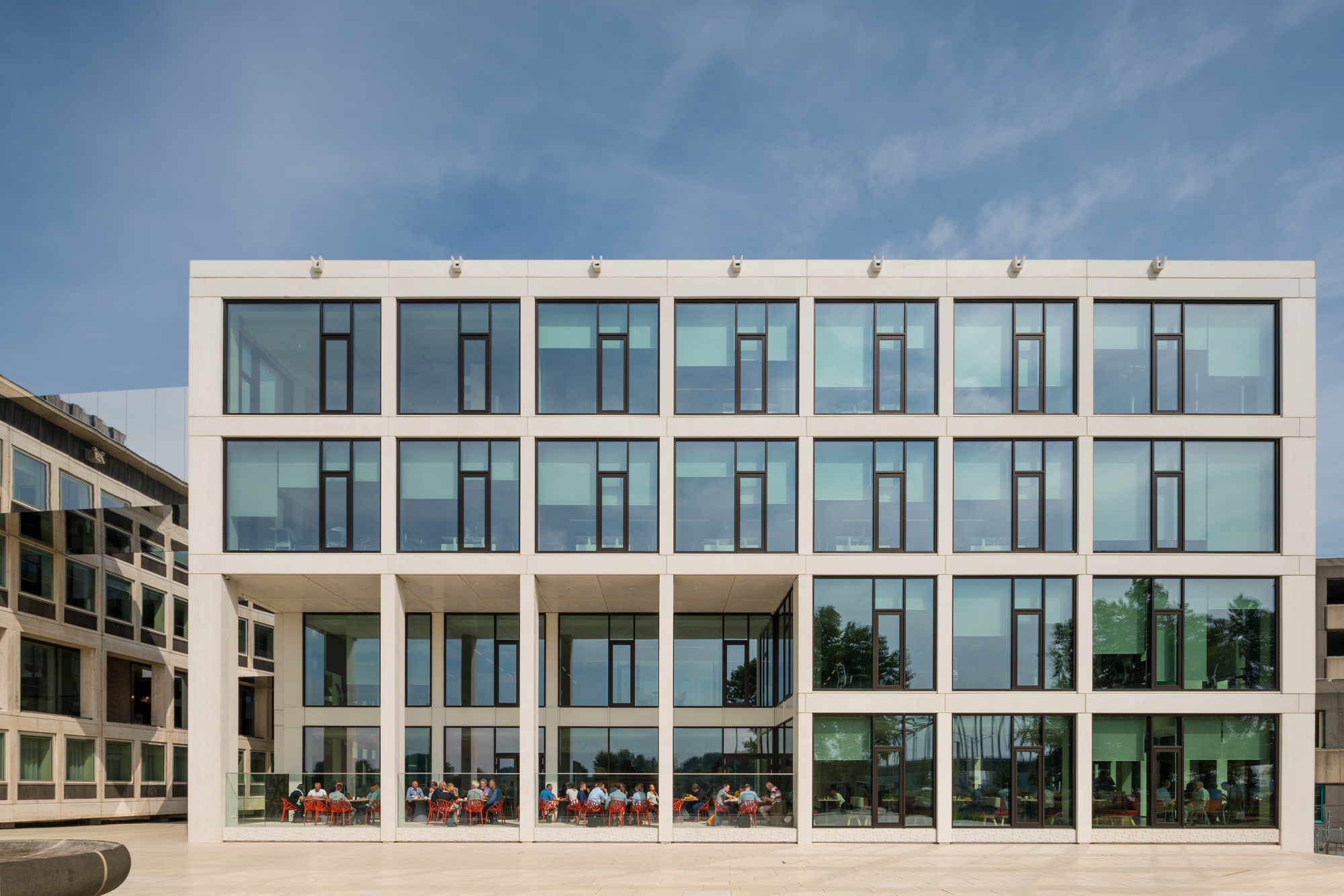 Gallery of House of Province / Team V Architecture - 25