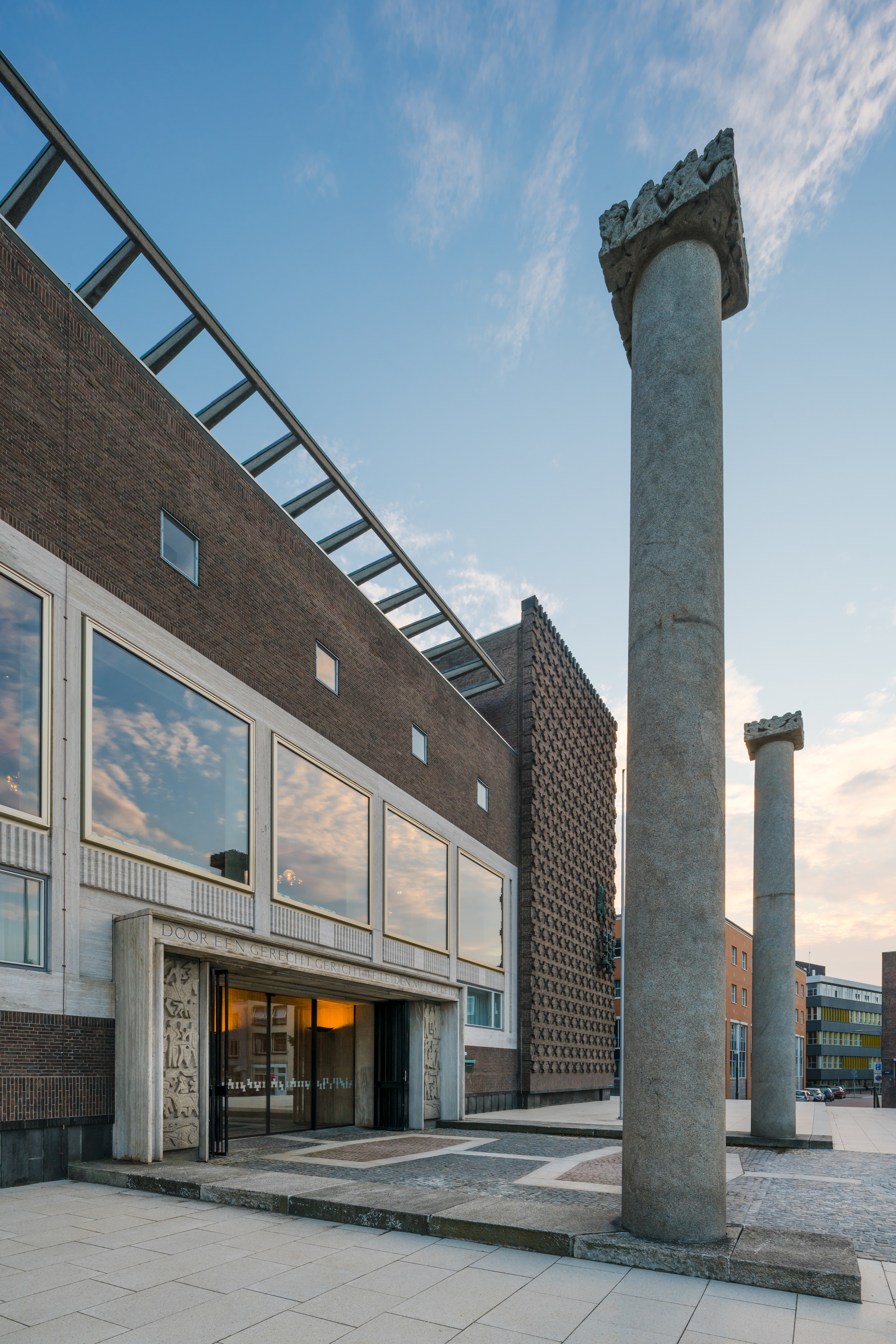 Gallery of House of Province / Team V Architecture - 10