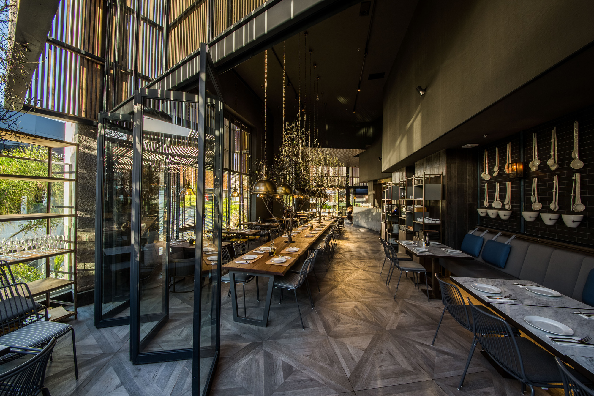 Galería de Restaurante Margó, Parque Arauco / Lira y Tuckerman ...