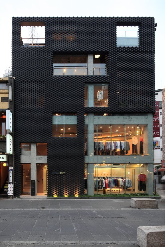 Gallery of Retail Architecture from 100 to 1000 Square Meters: Examples ...