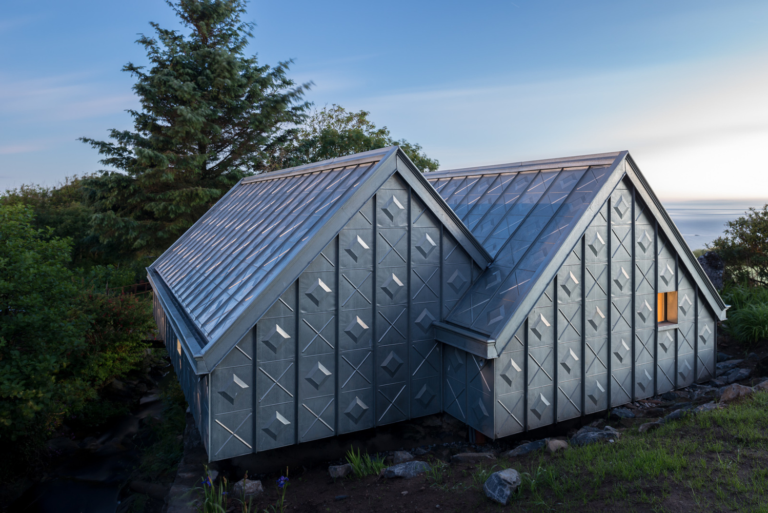 Gallery of Zinc-Coated Buildings: 20 Recyclable and Durable Facades - 4