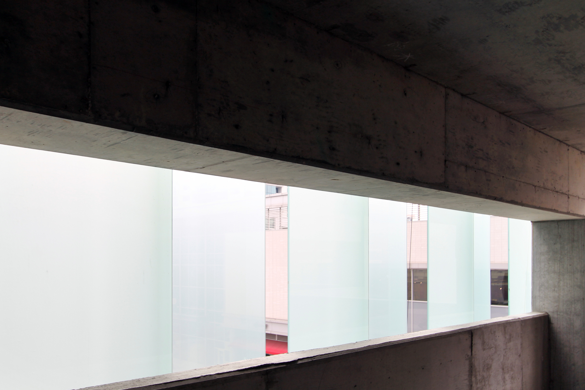 Gallery of Glass in Retail & Commercial Architecture: Texture ...