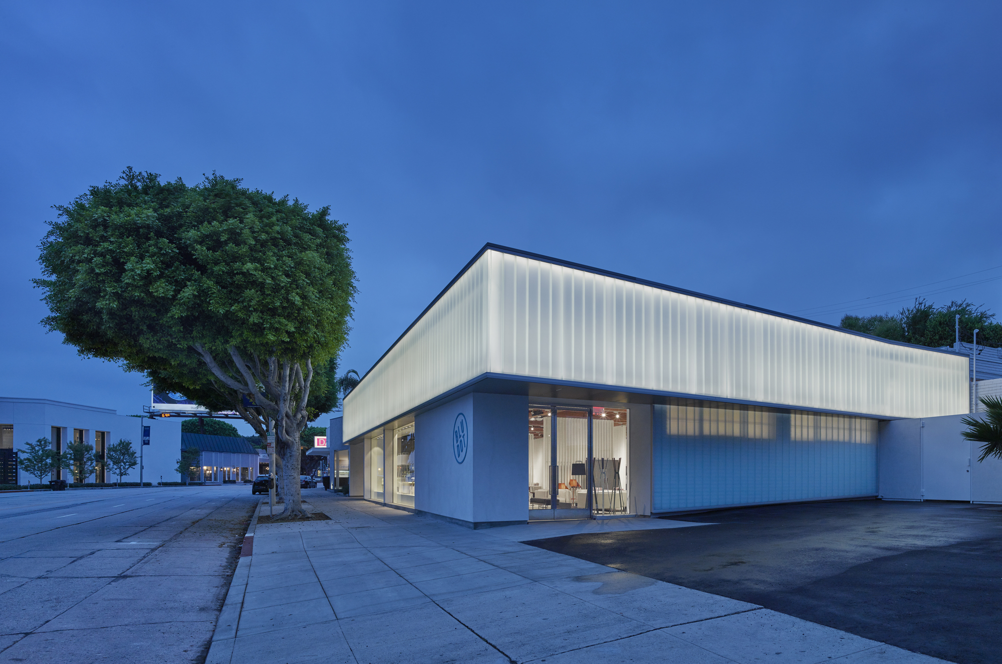 Gallery of Glass in Retail & Commercial Architecture: Texture ...