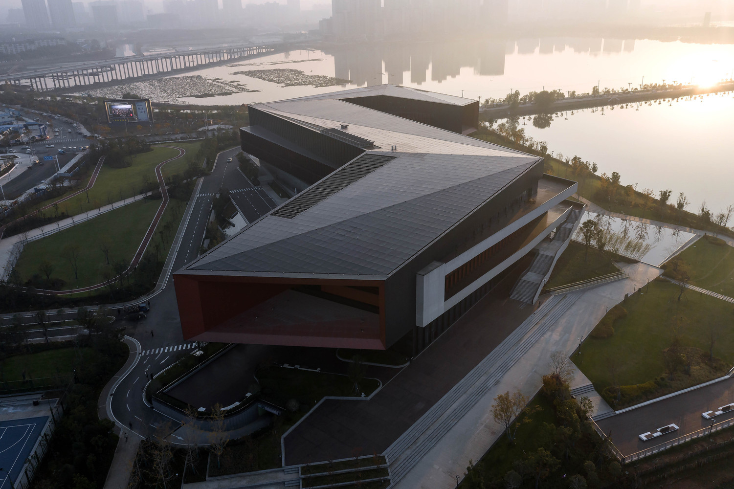 Gallery of Tencent (Wuhan) R&D Center / GN - 8