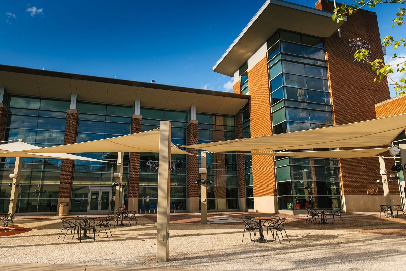 Gallery of Shade Structures for Outdoor Spaces: 6 Tips to Incorporate ...