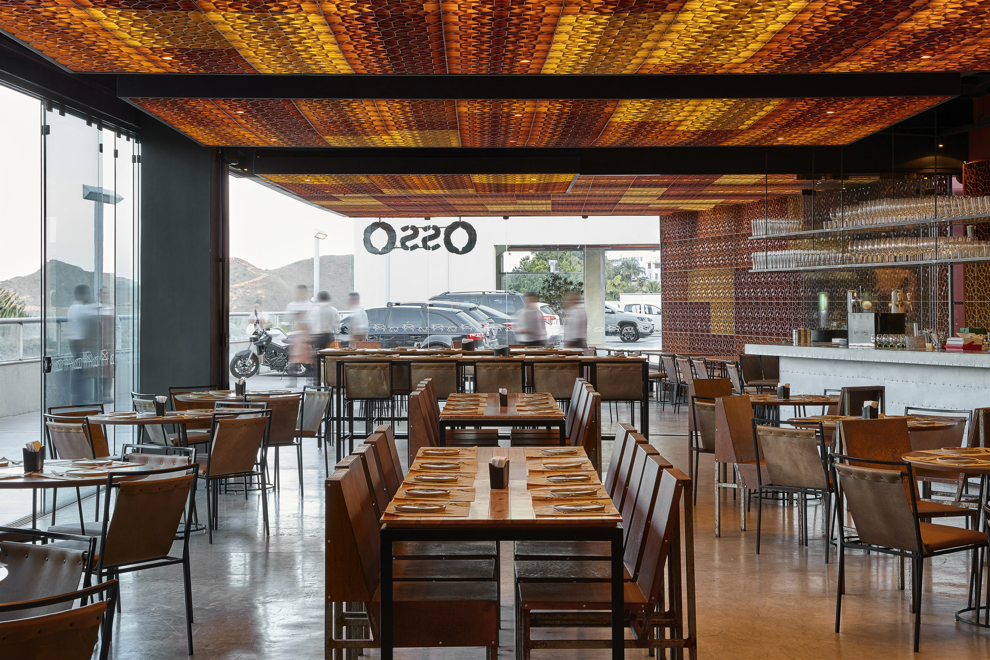 Gallery of OssO Restaurant / Gustavo Penna Arquiteto e Associados - 6
