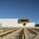 Casa Rojo Cellar and Headquarters / Srta. Rottenmeier Estudio de ...
