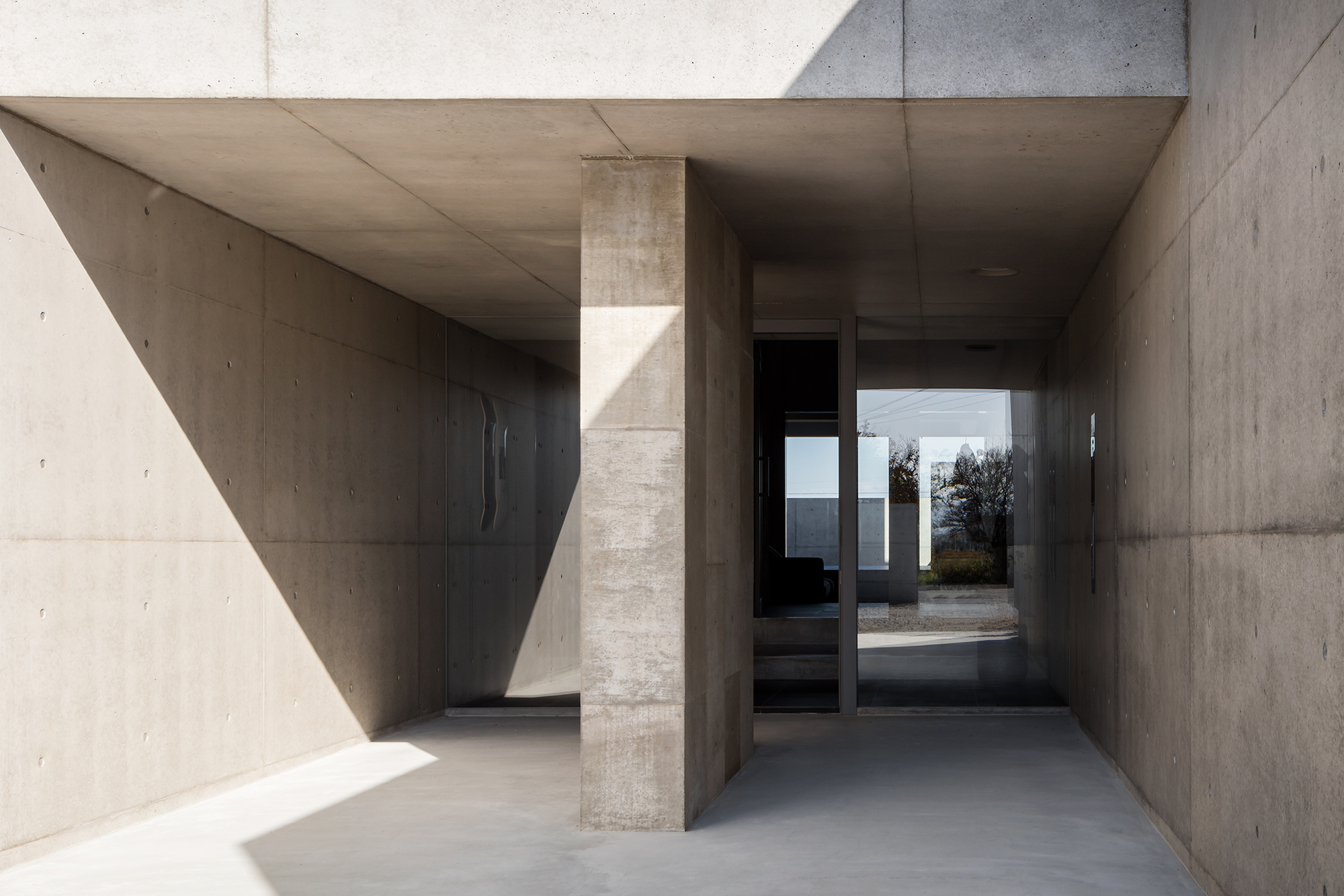 Gallery of Tranquil House / FORM/Kouichi Kimura Architects - 8