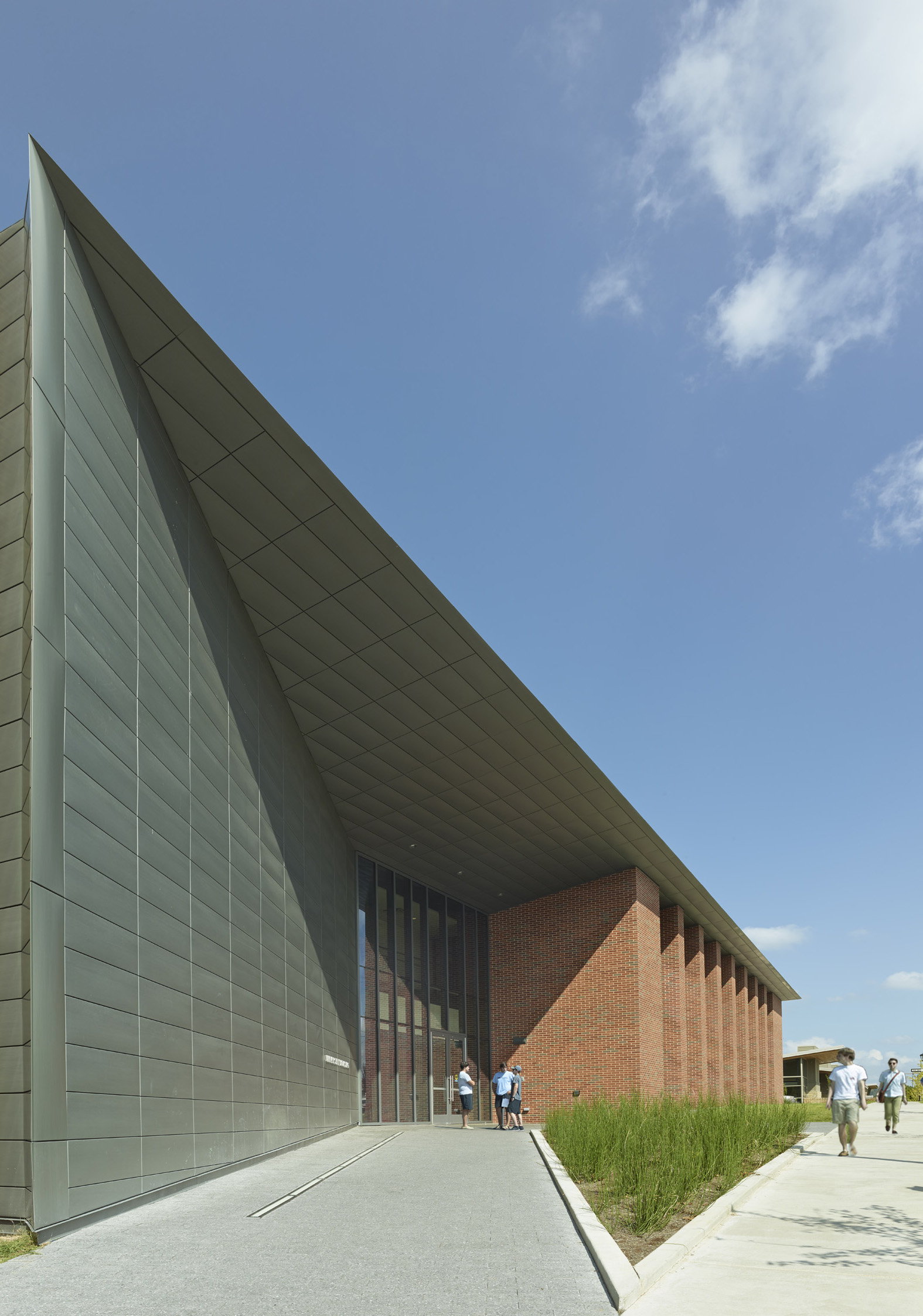 Gallery of University of Arkansas, University Housing / Polk Stanley ...