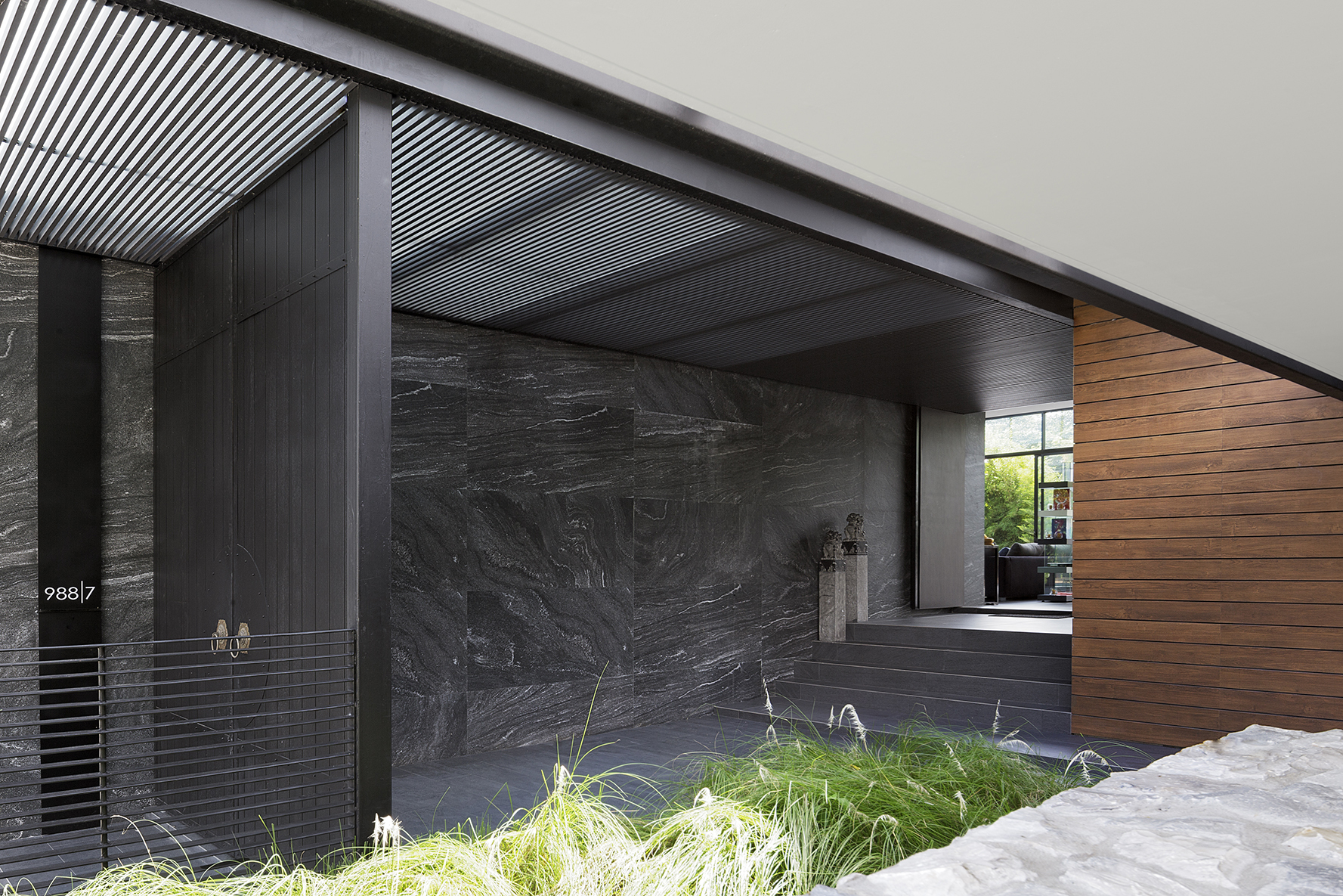 Gallery of Horizontal House / Ayutt and Associates Design - 12