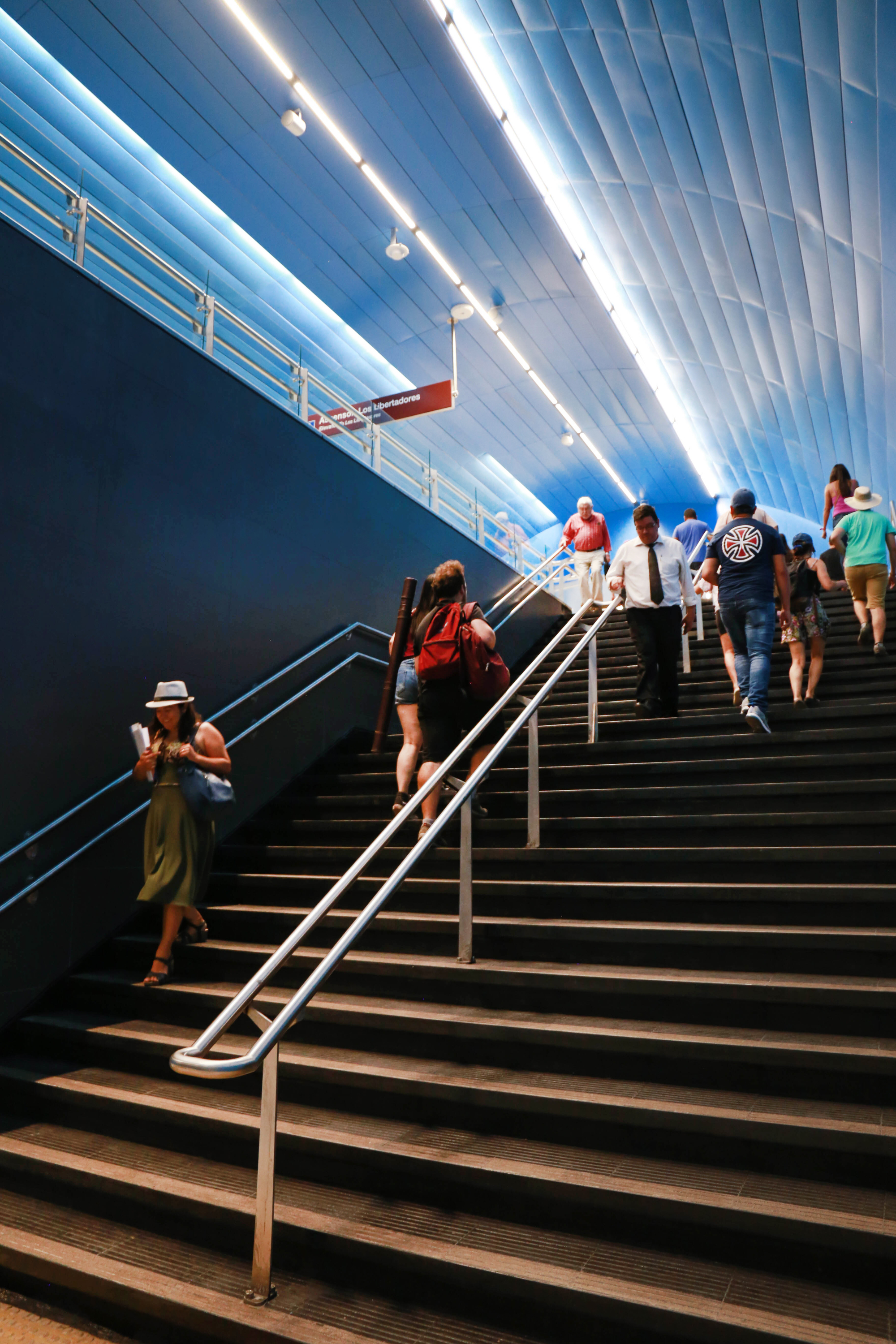 Gallery of Santiago Metro Line 3 Captured by María González - 12