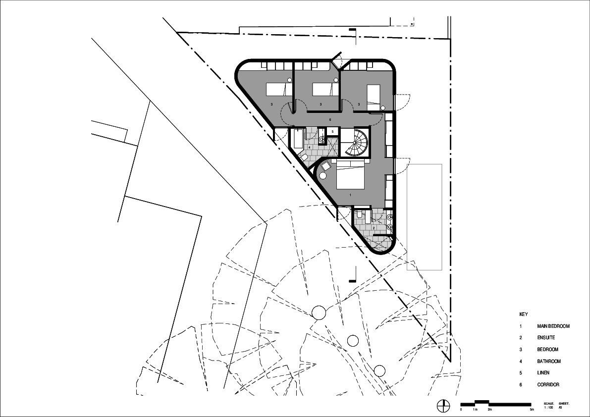 Gallery of Triangle House / Molecule Studio - 36