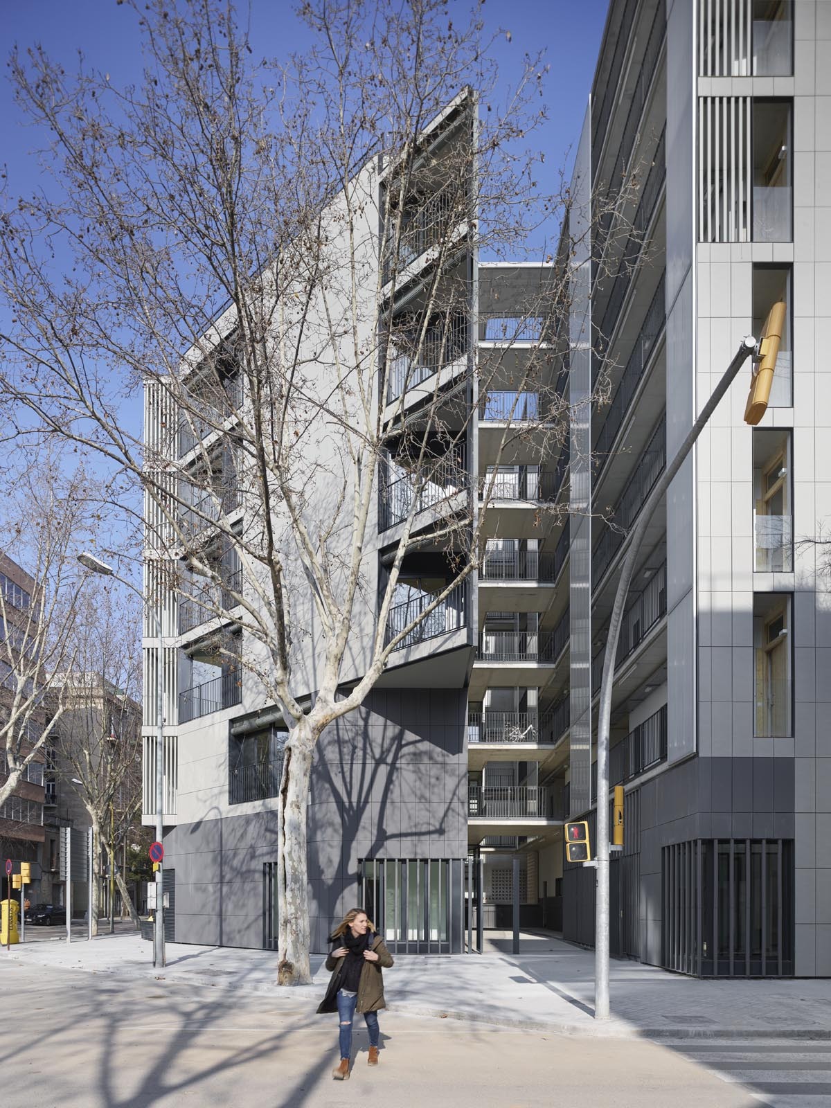 Gallery of Mix Dwelling Building at 22@ / Coll-Leclerc - 10