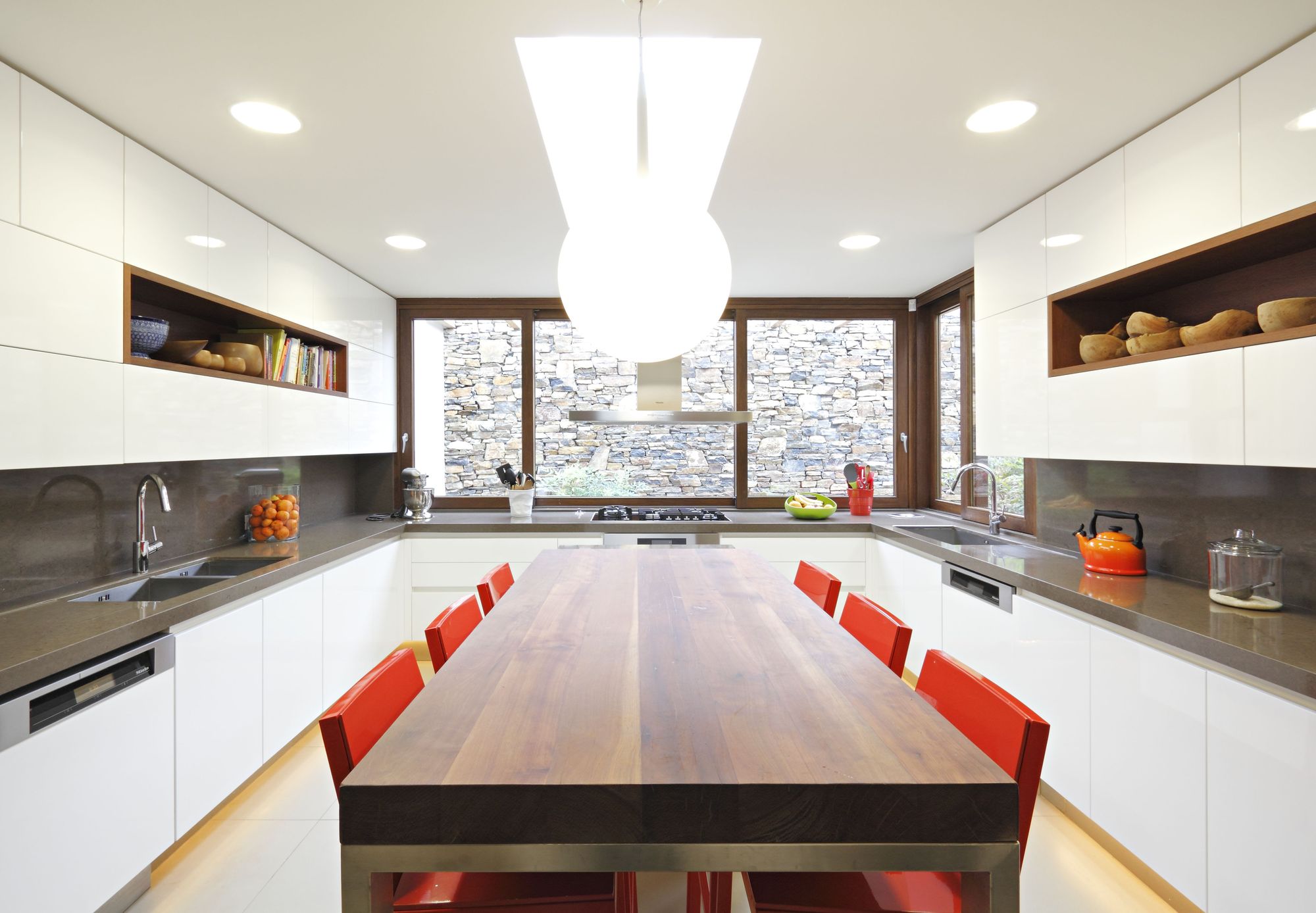 Gallery of Chilean Houses And Their Kitchens In Detail - 8