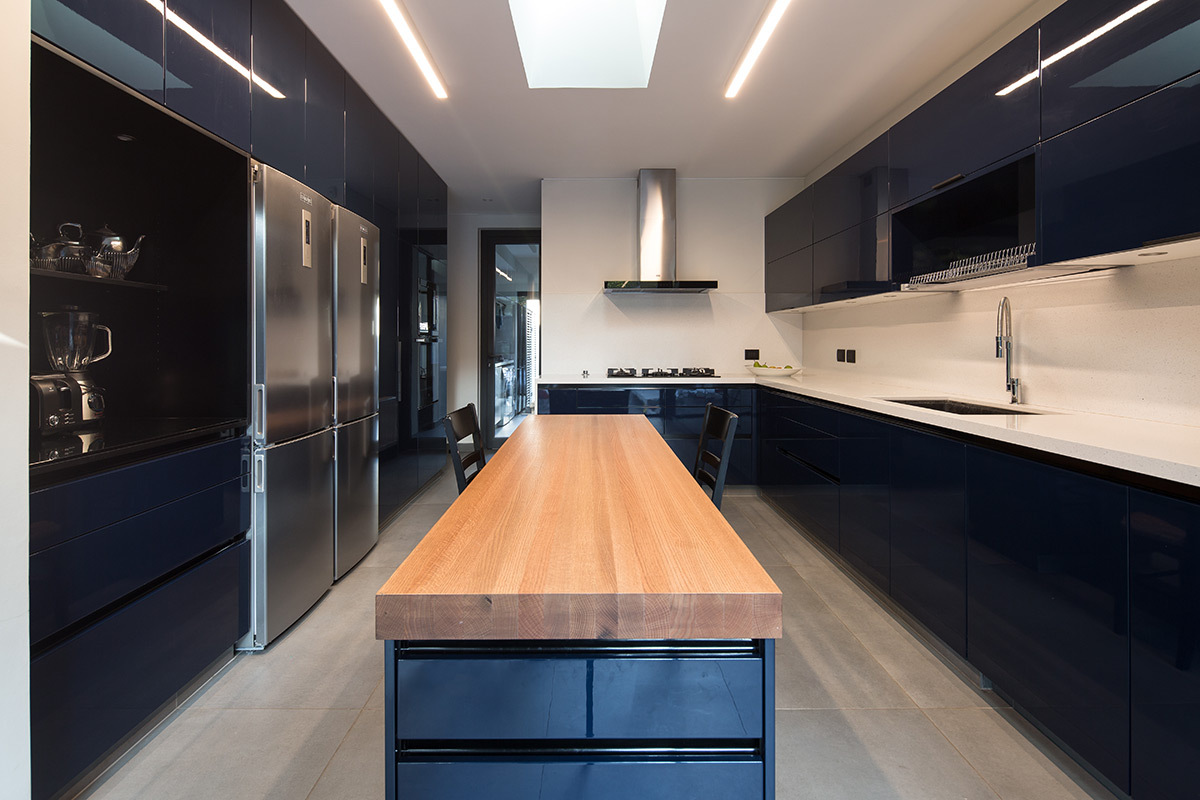 Gallery of Chilean Houses And Their Kitchens In Detail - 26